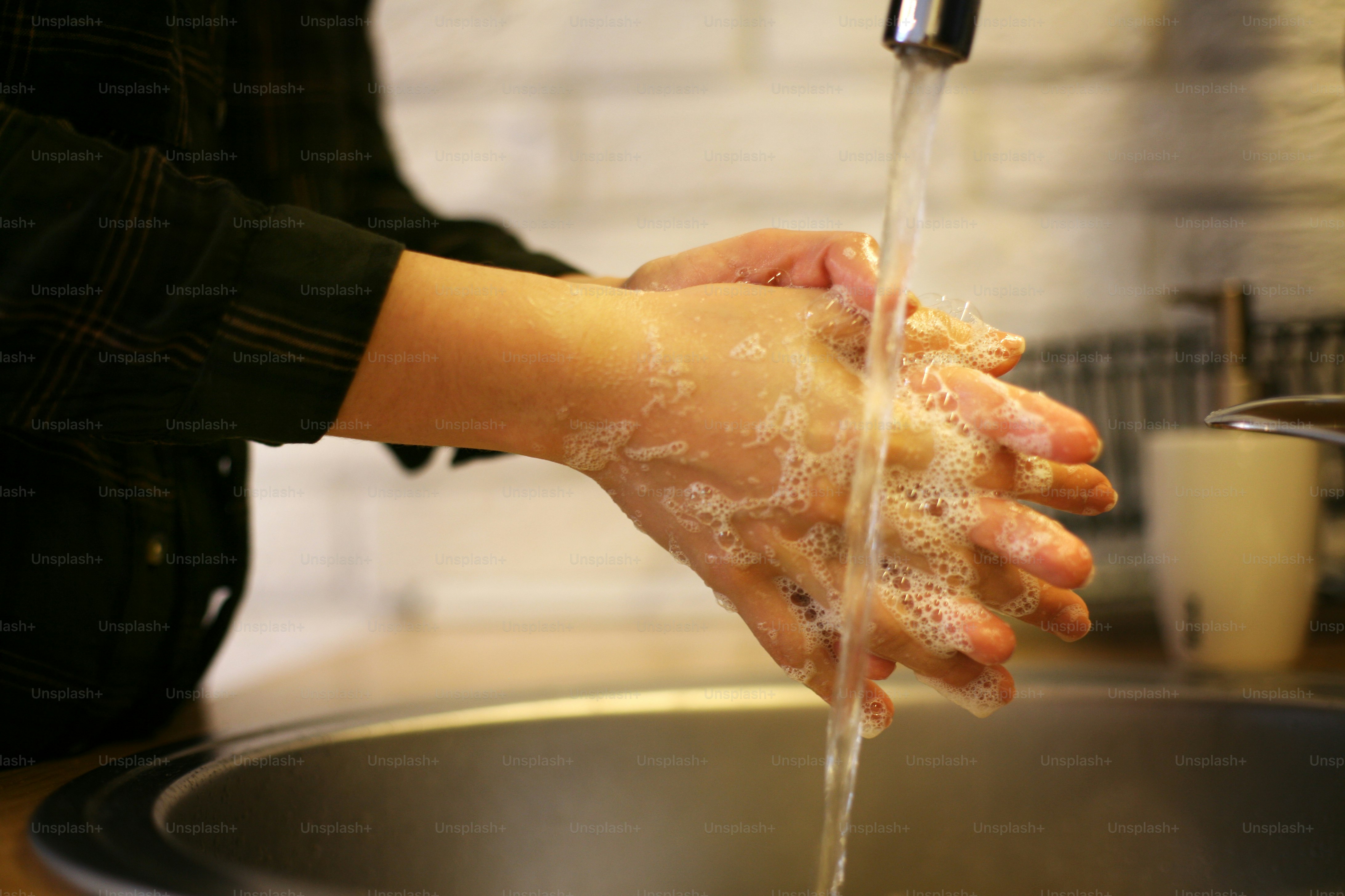 Hygiene. Cleaning Hands. Washing hands. photo – Water hand Image on ...