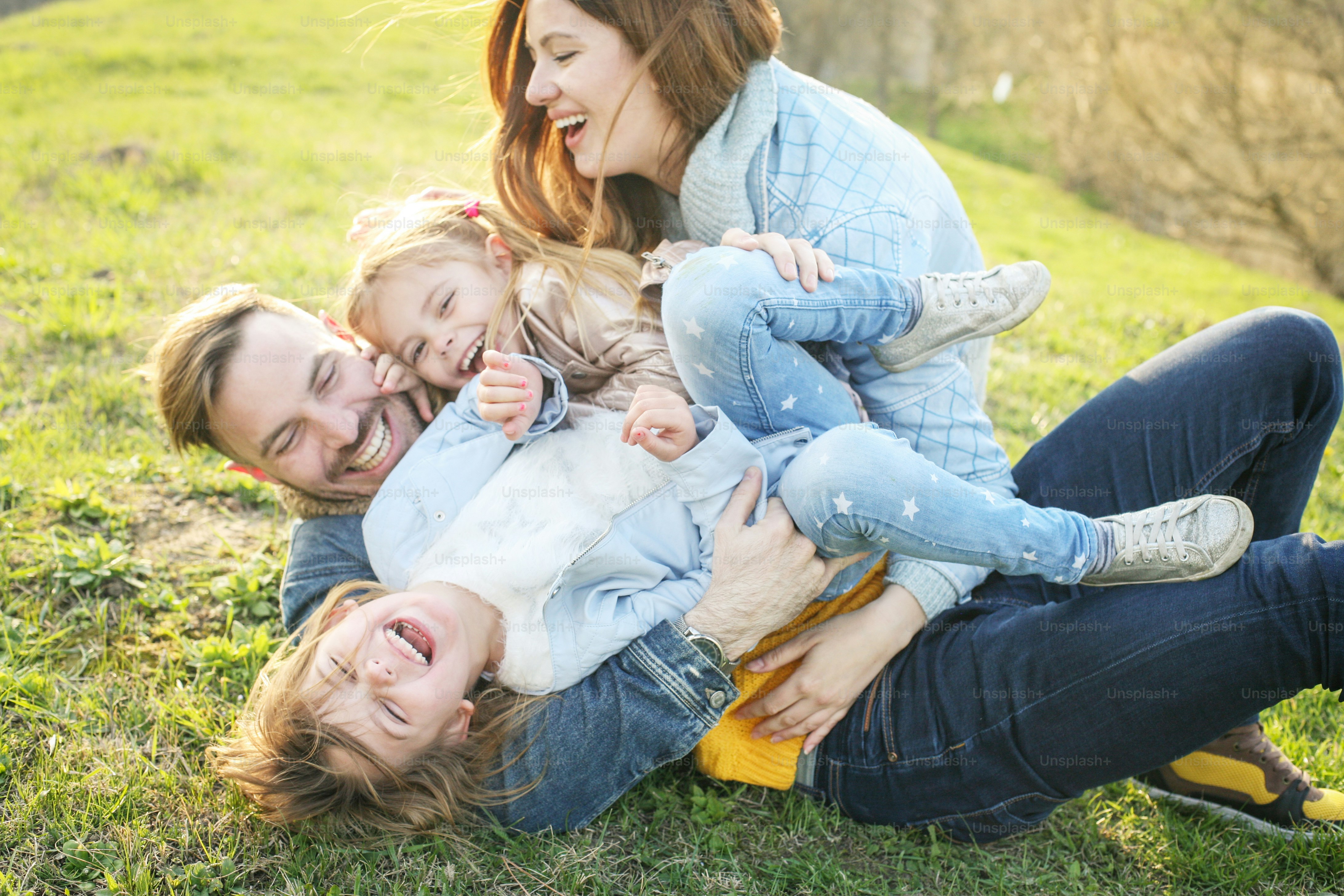 500+ Happy Family Pictures | Download Free Images on Unsplash