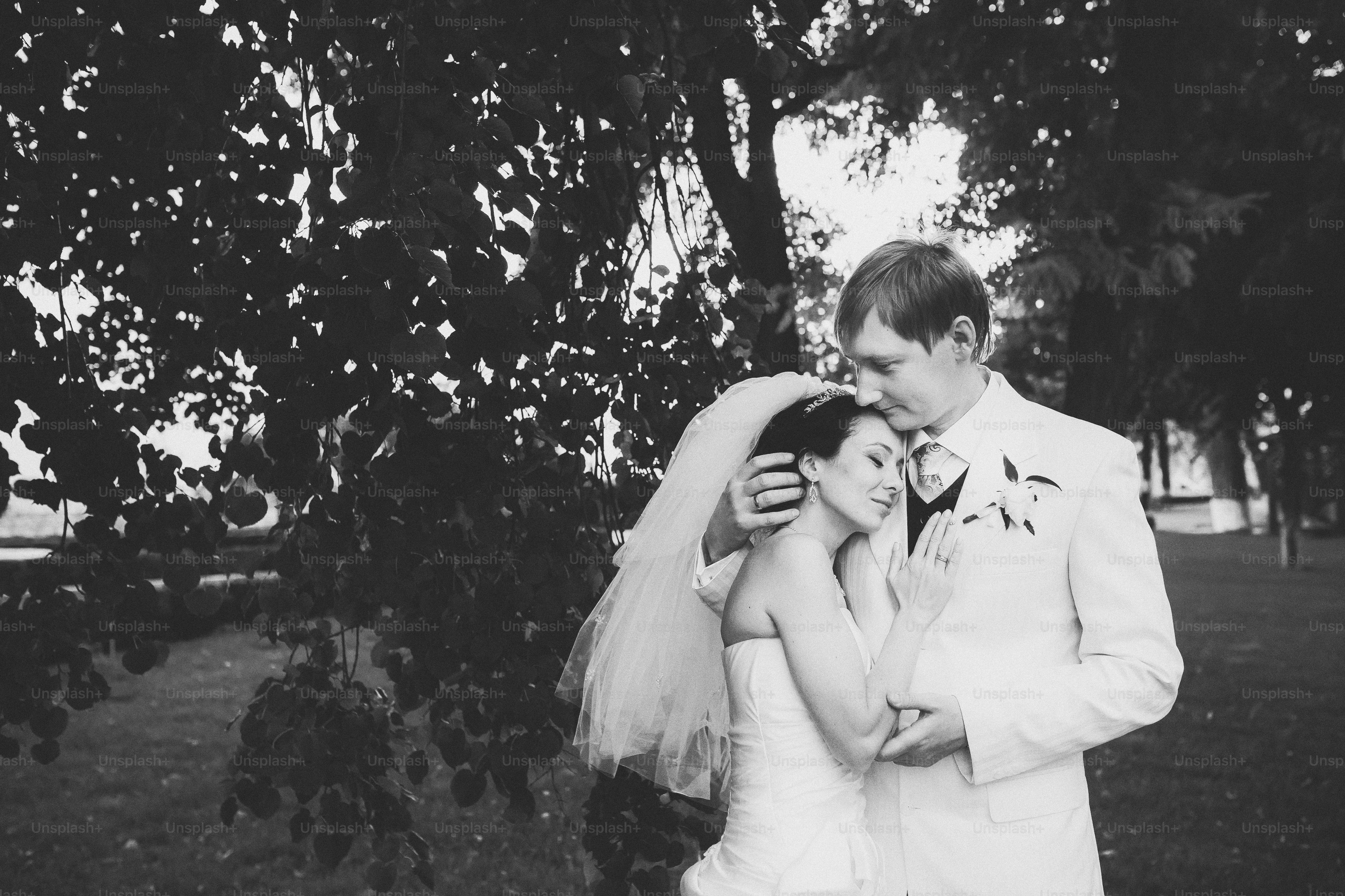 Brides Pictures | Download Free Images on Unsplash