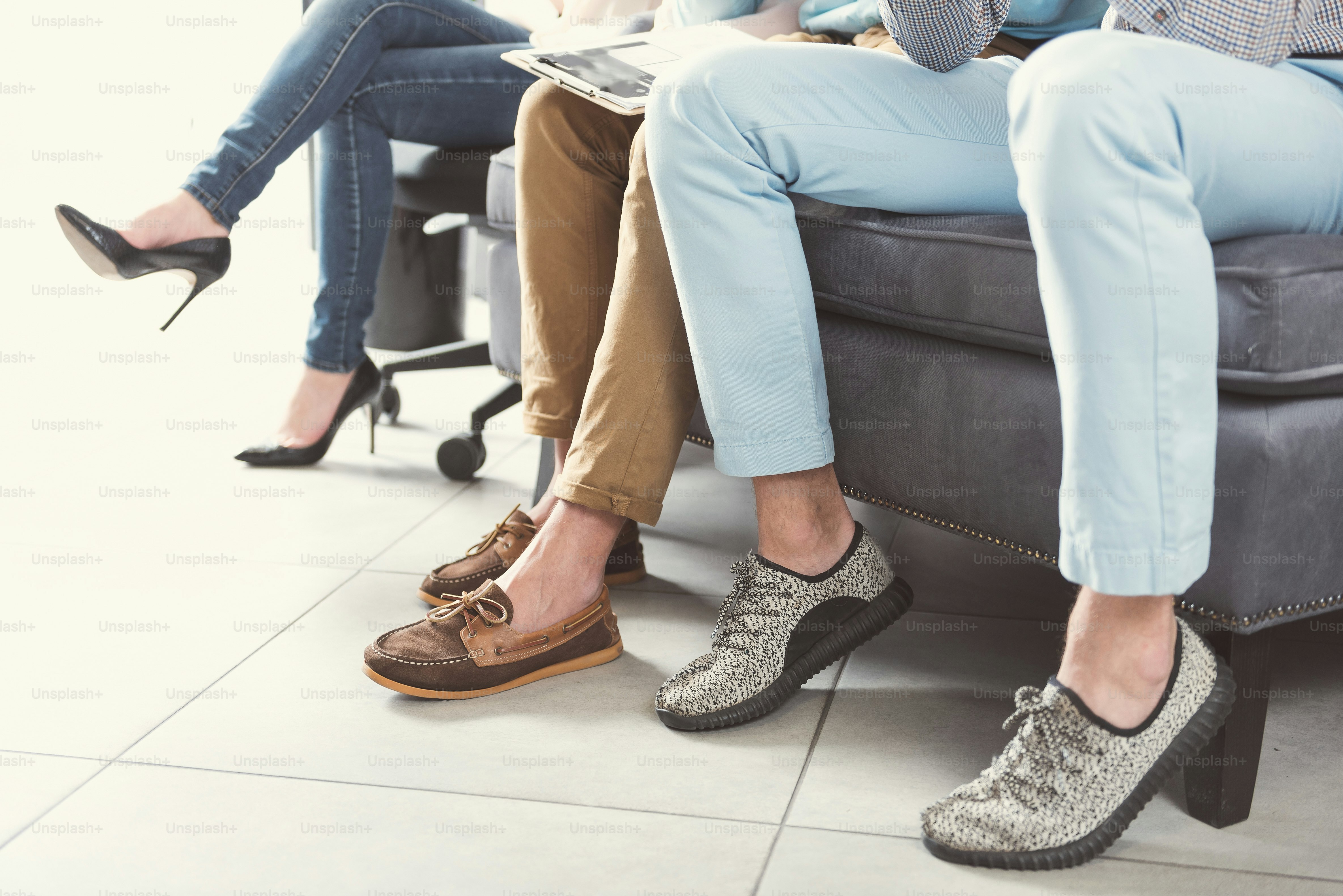 Waiting In Line Pictures | Download Free Images on Unsplash