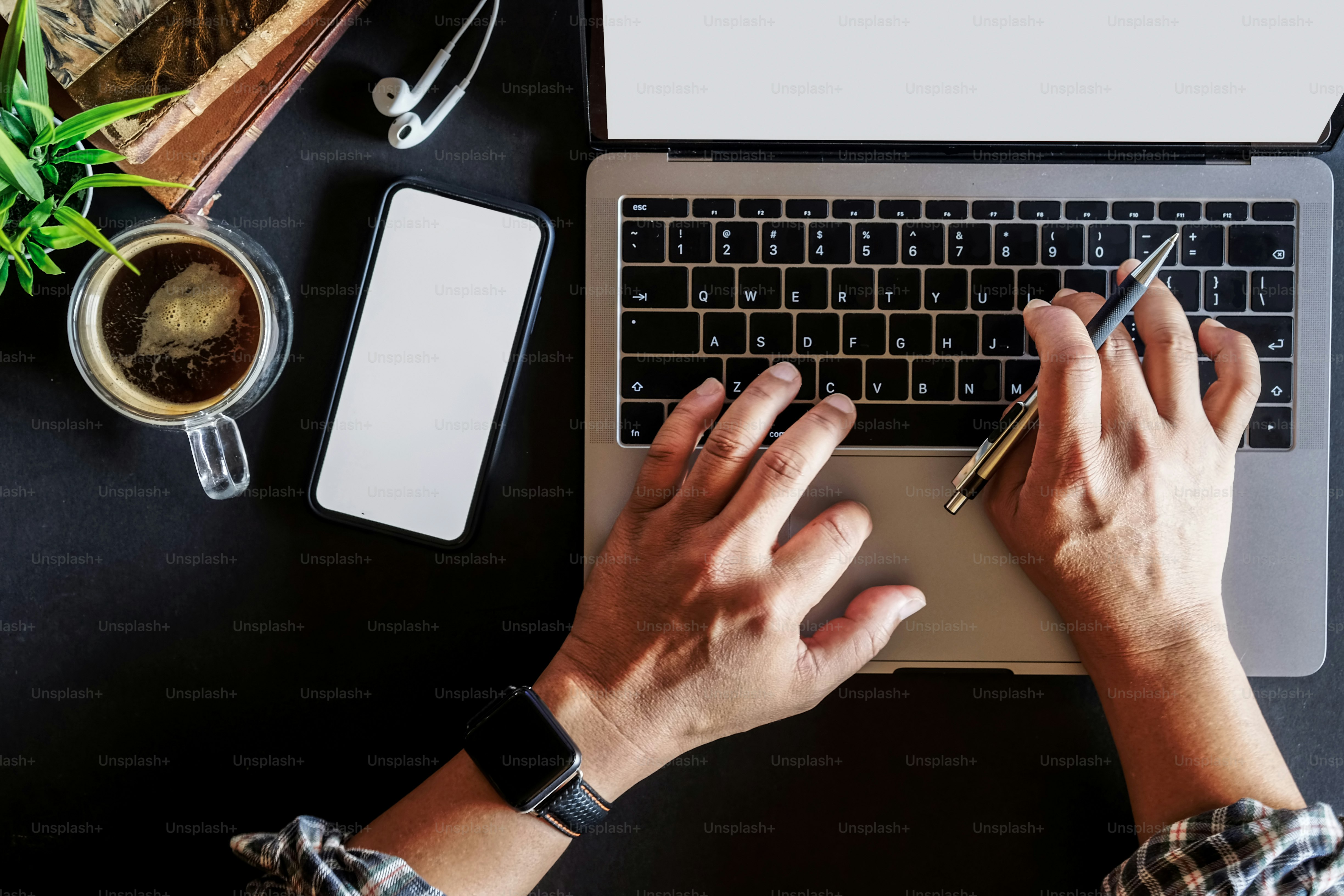 750+ Admin Pictures [HQ] | Download Free Images on Unsplash