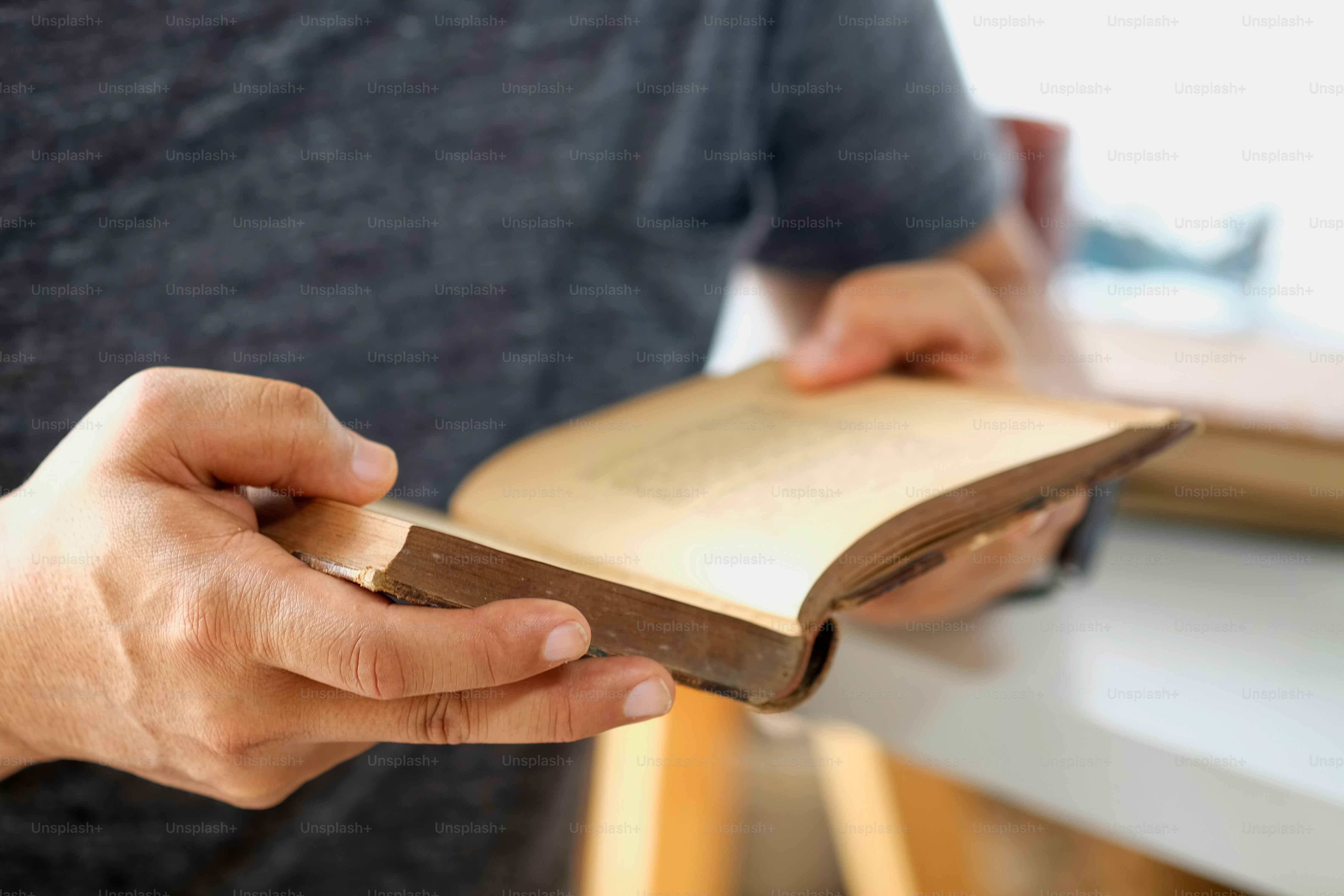 Diary Book Pictures | Download Free Images on Unsplash