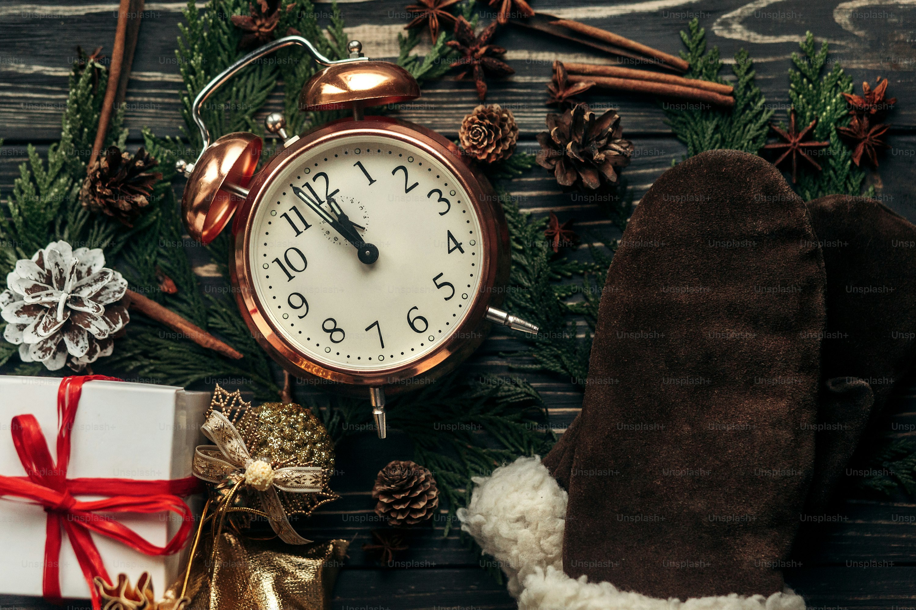 Best 100+ Analog Clock Pictures | Download Free Images on Unsplash