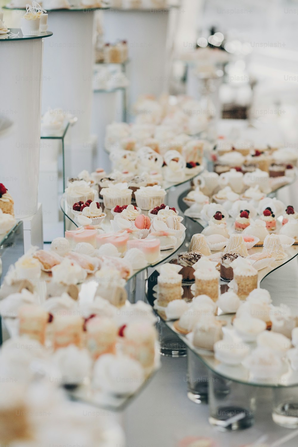 500以上のビュッフェ写真 | Unsplashで無料の画像をダウンロード