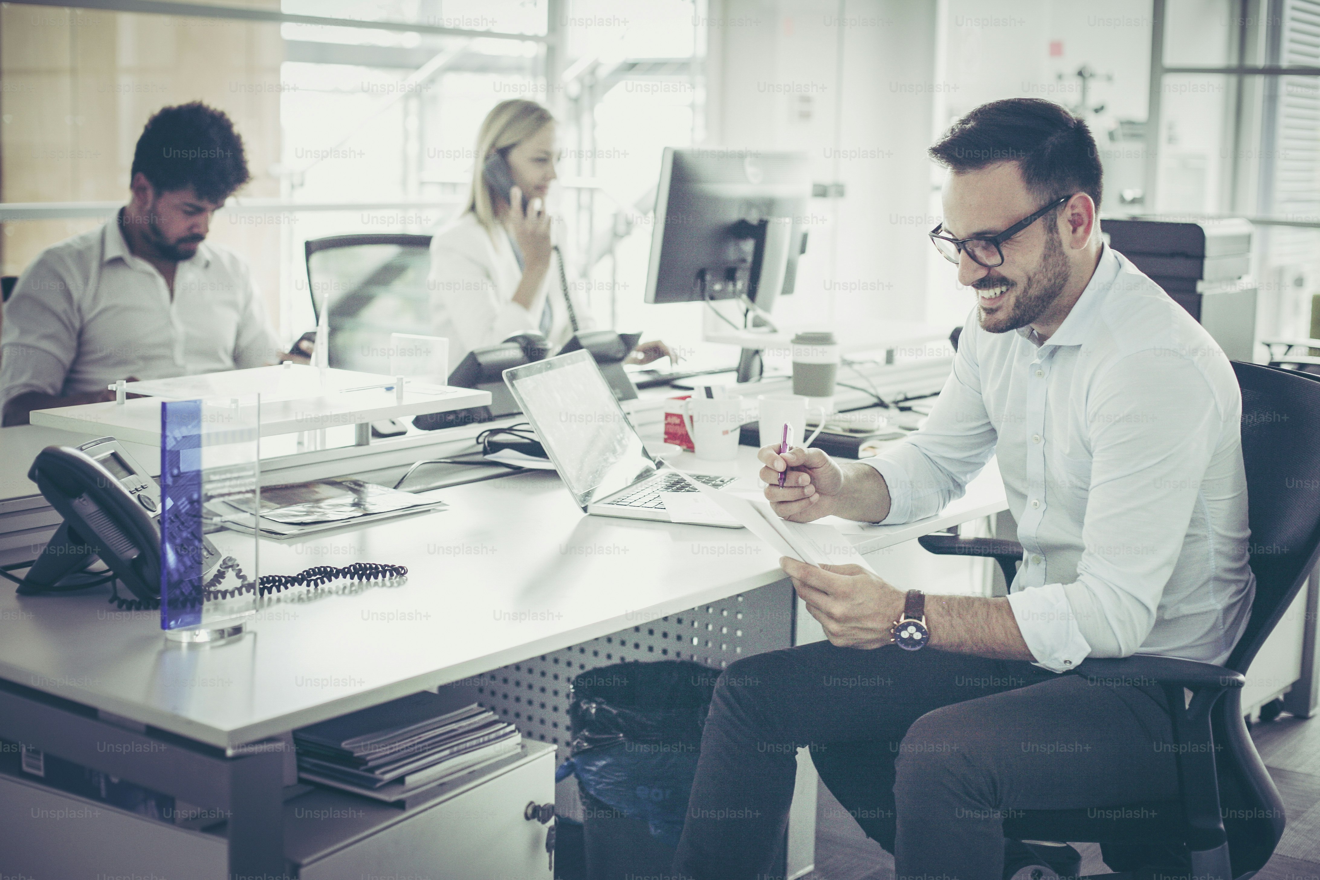 Well-concluded plan and contract. Business people working. Business ...