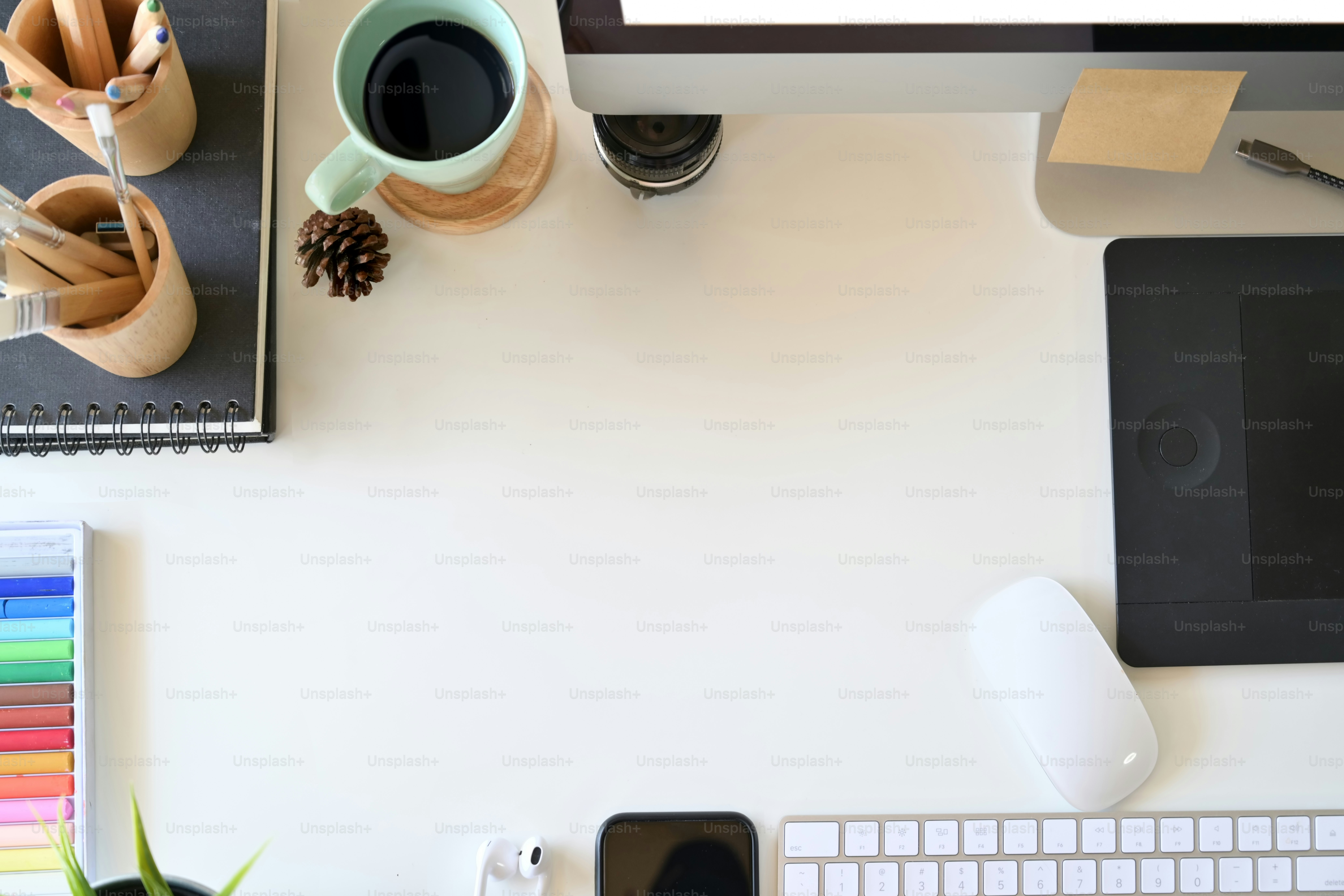 Table Top View Pictures | Download Free Images on Unsplash