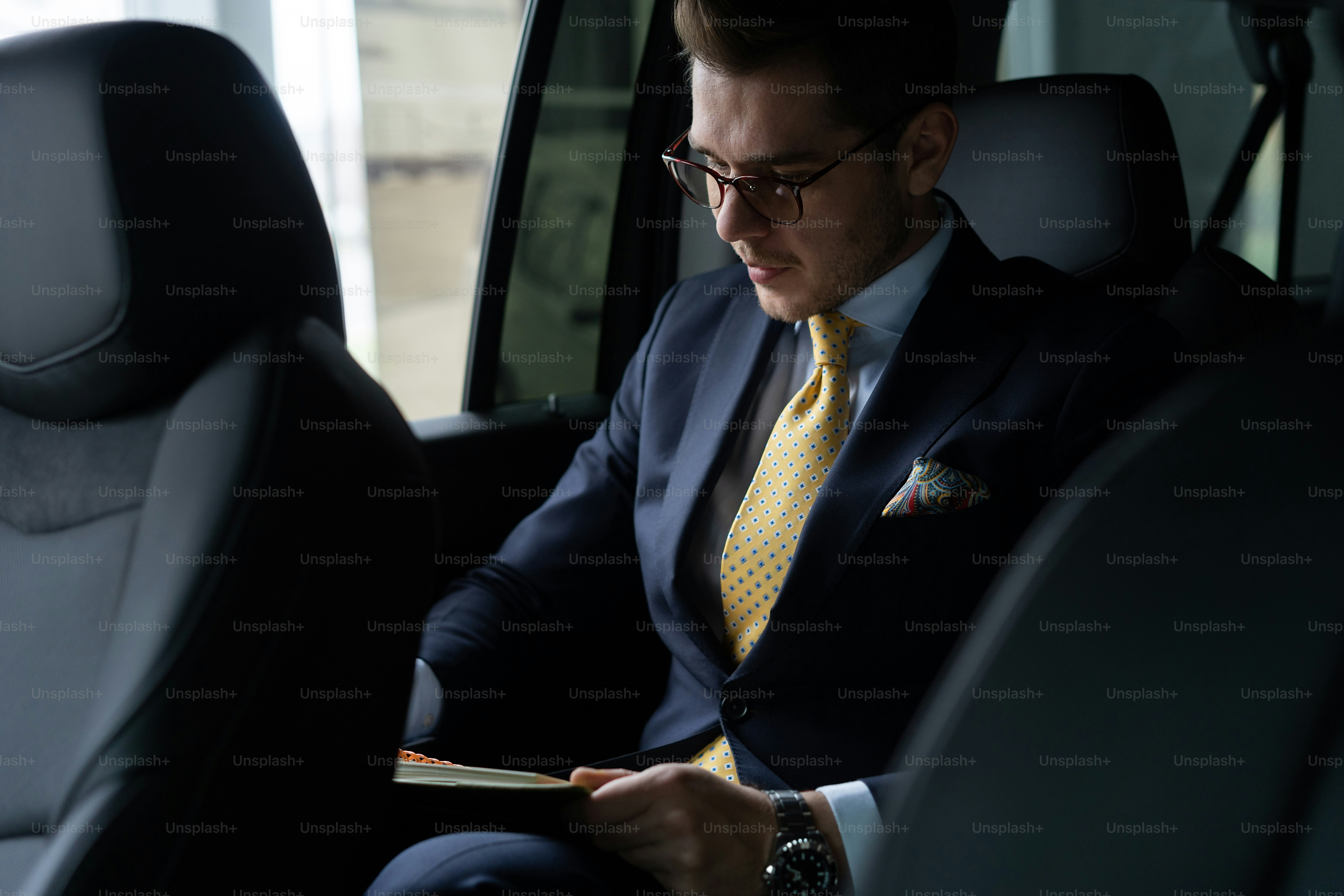 Chauffeur Pictures | Download Free Images on Unsplash