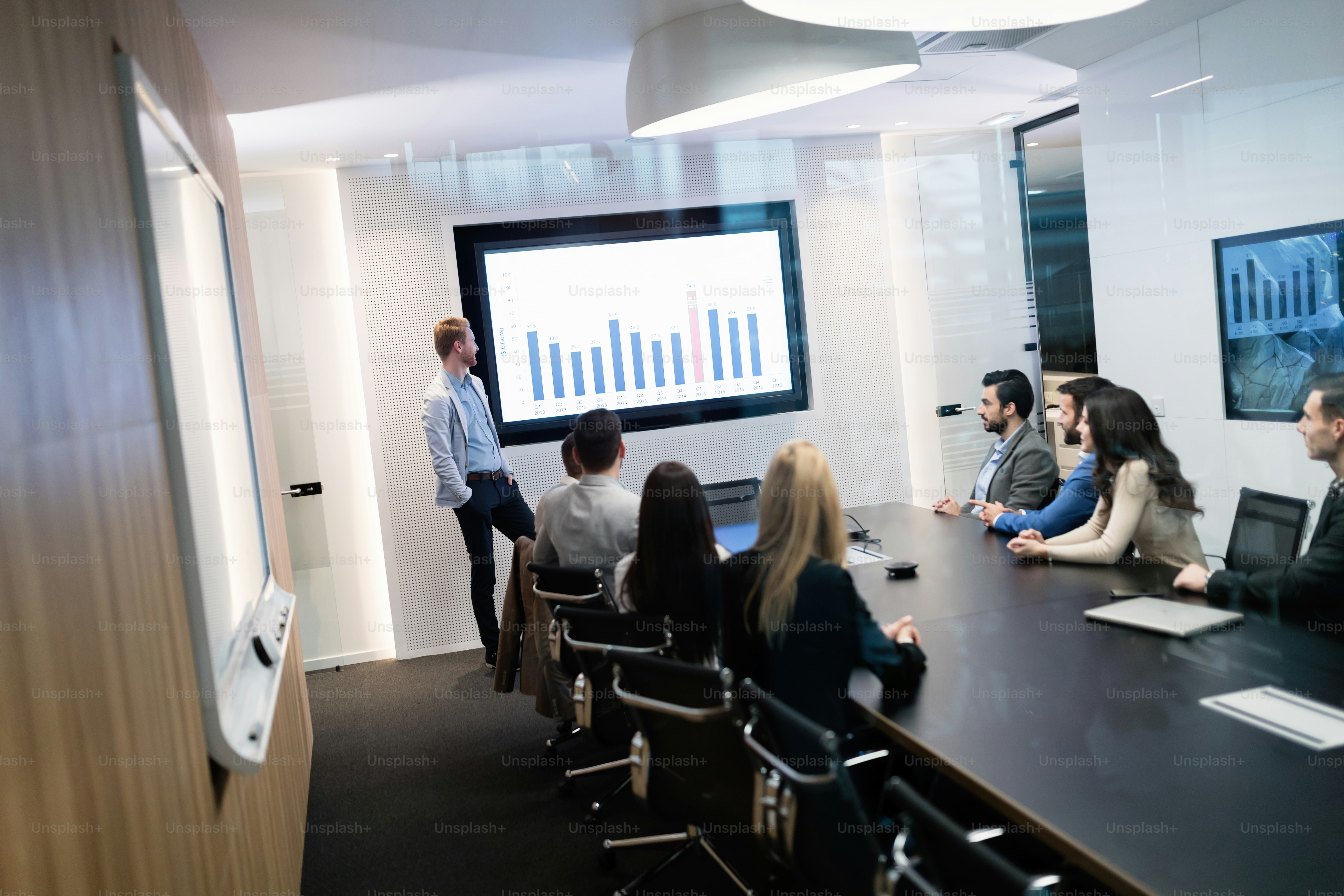 Picture of business meeting seminar in conference room photo – Press ...