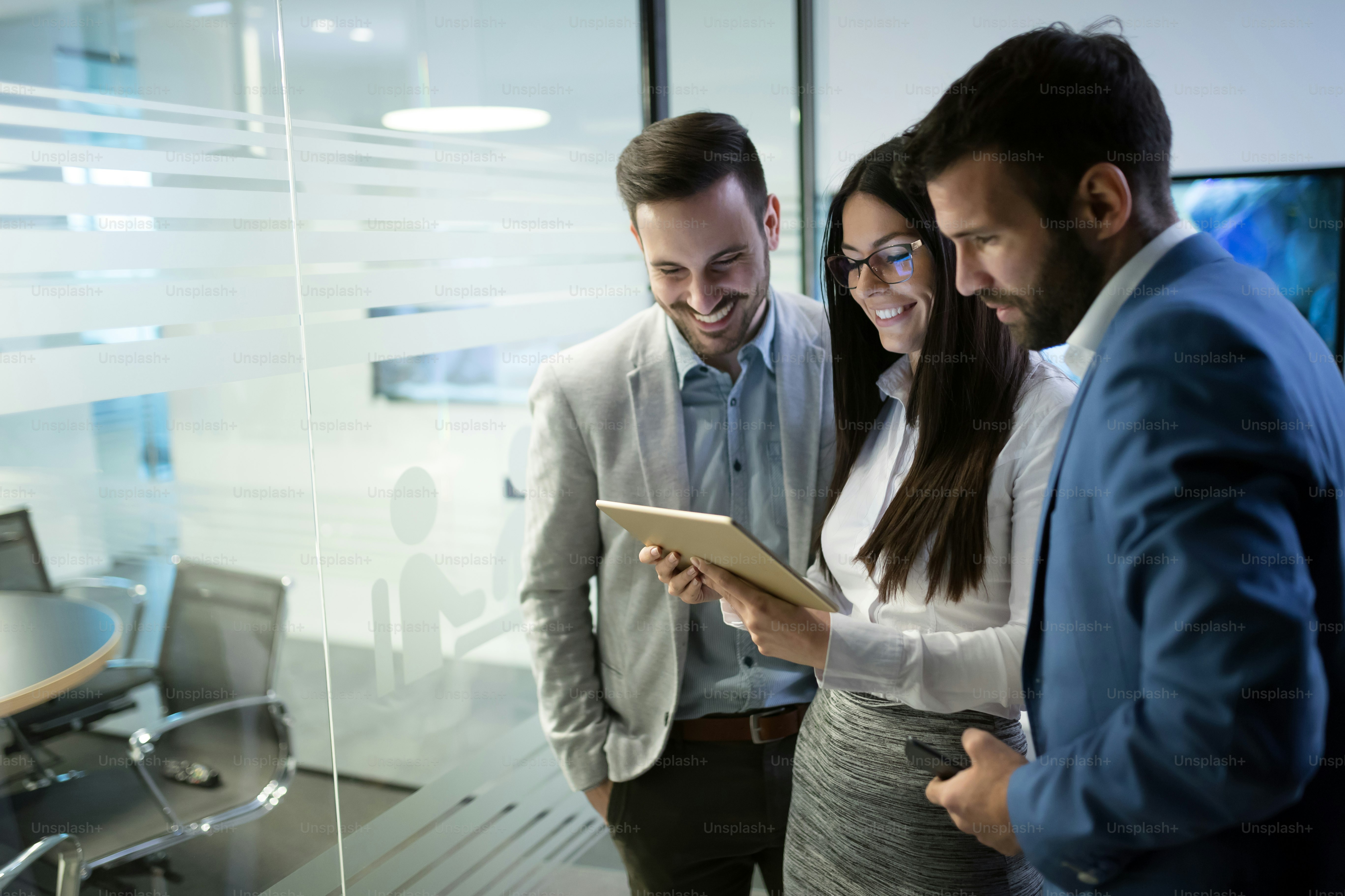 Managers Pictures | Download Free Images on Unsplash