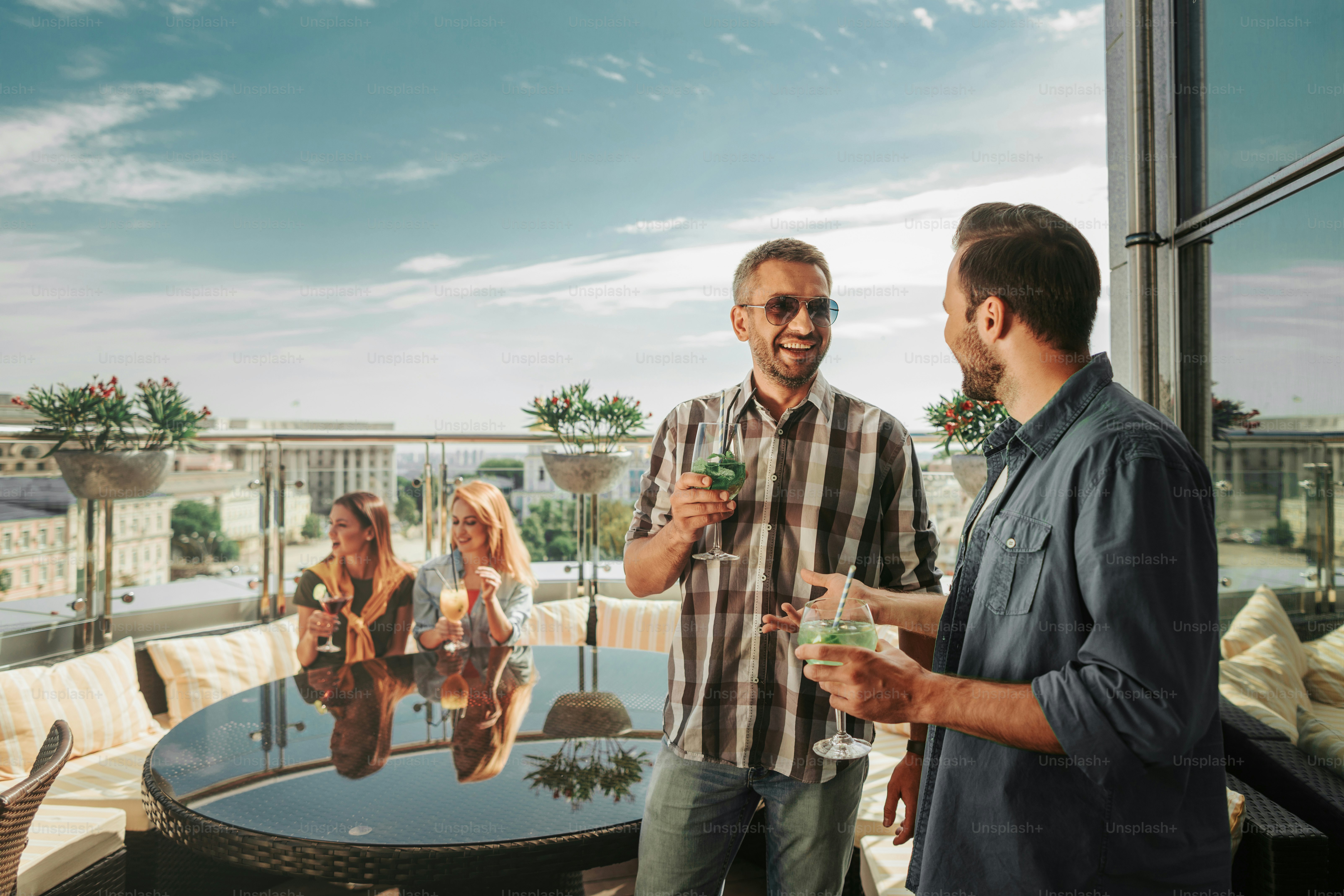 45,628+ Rooftop Restaurant Pictures | Download Free Images on Unsplash