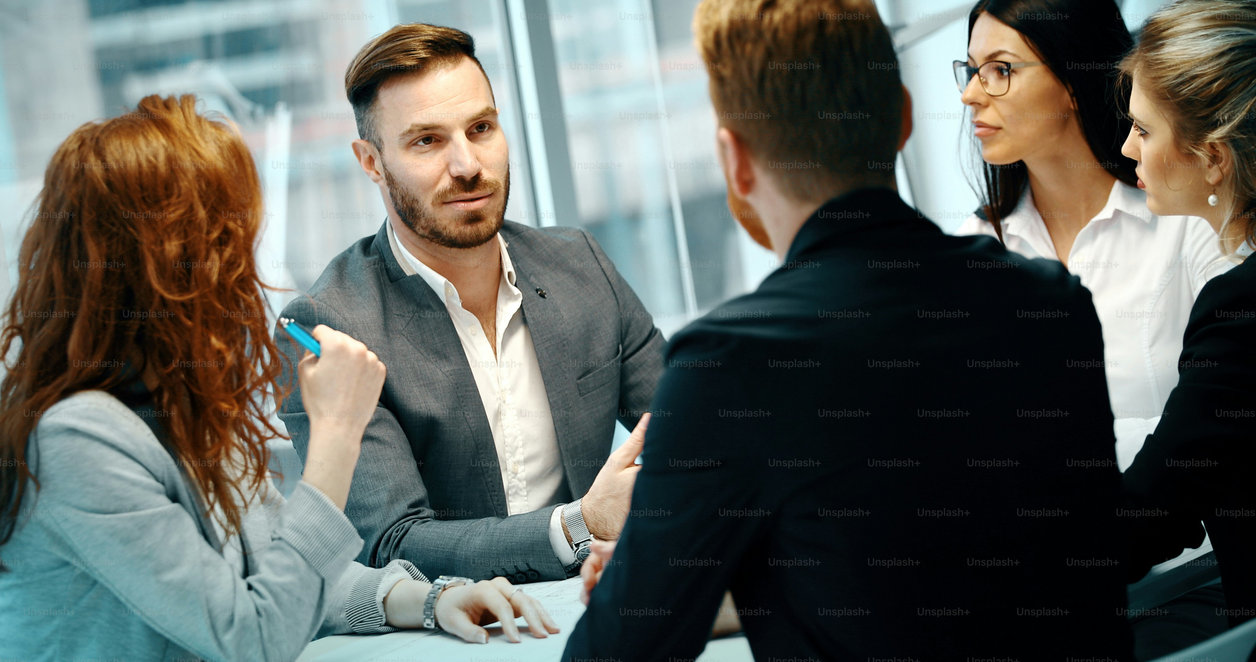 500+ Office People Pictures [HD] | Download Free Images on Unsplash