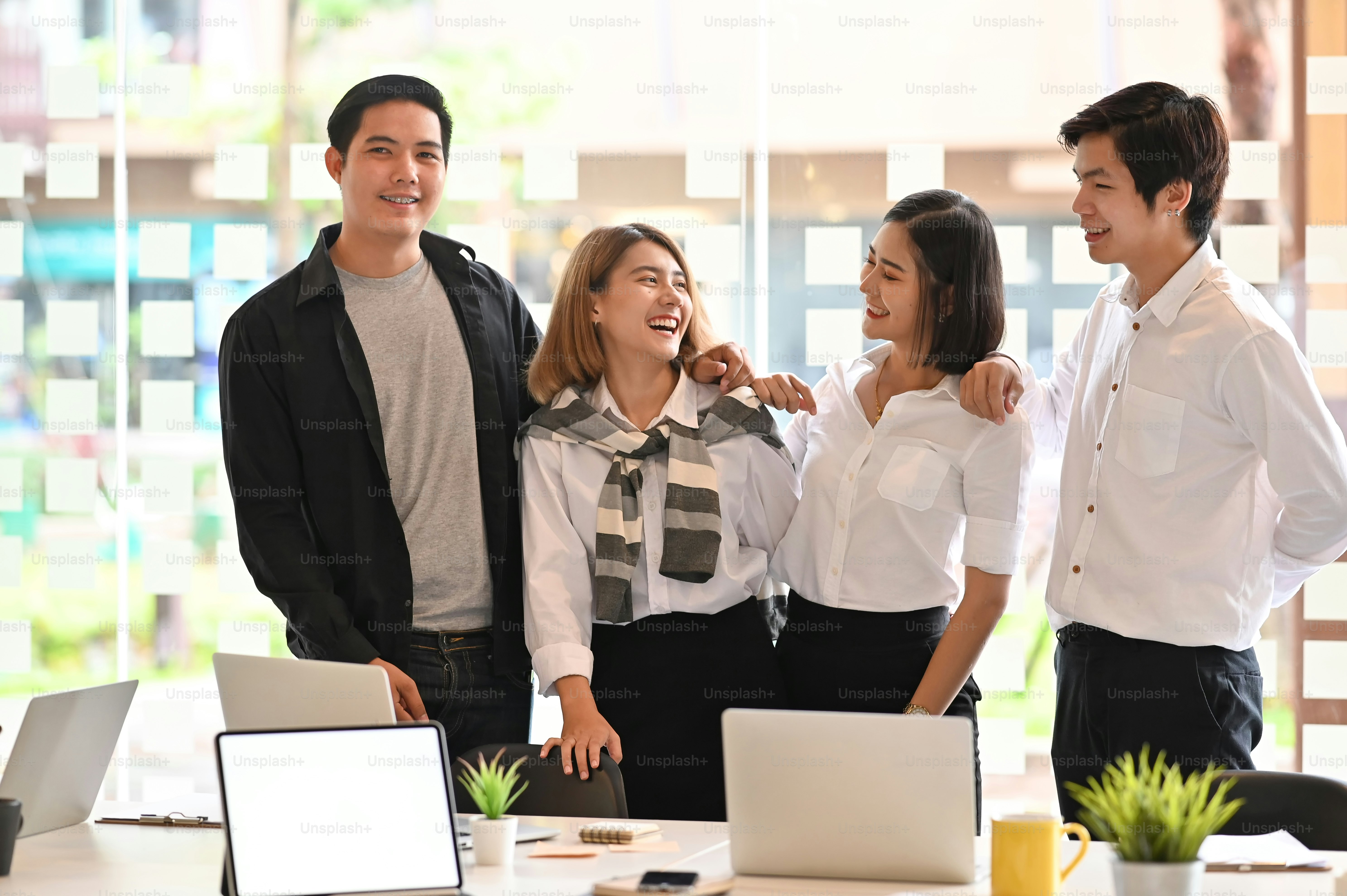 Young Business colleagues happy moment in office room. photo – Young ...