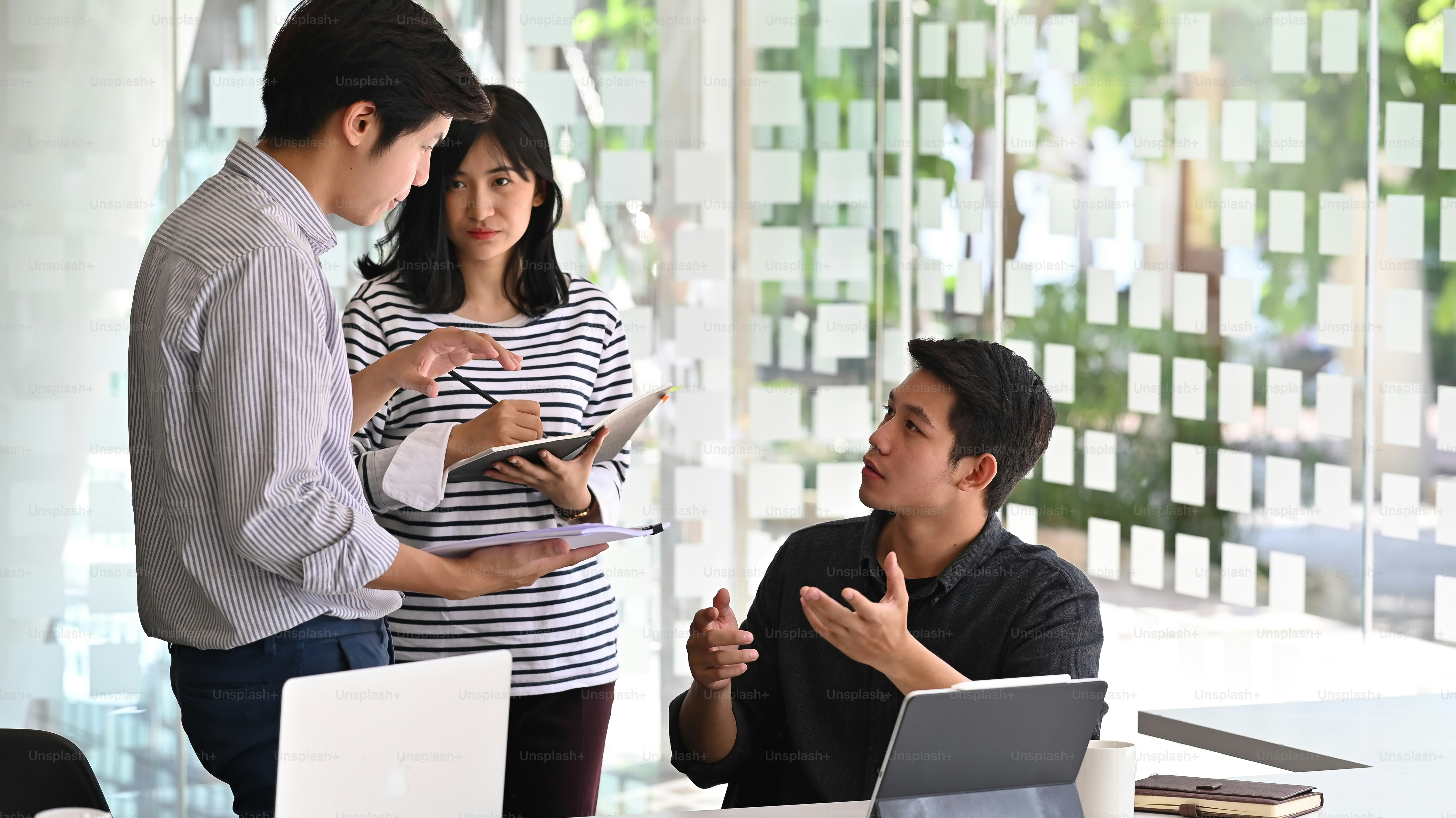 Young business people talking with discussion project, Startup concept ...