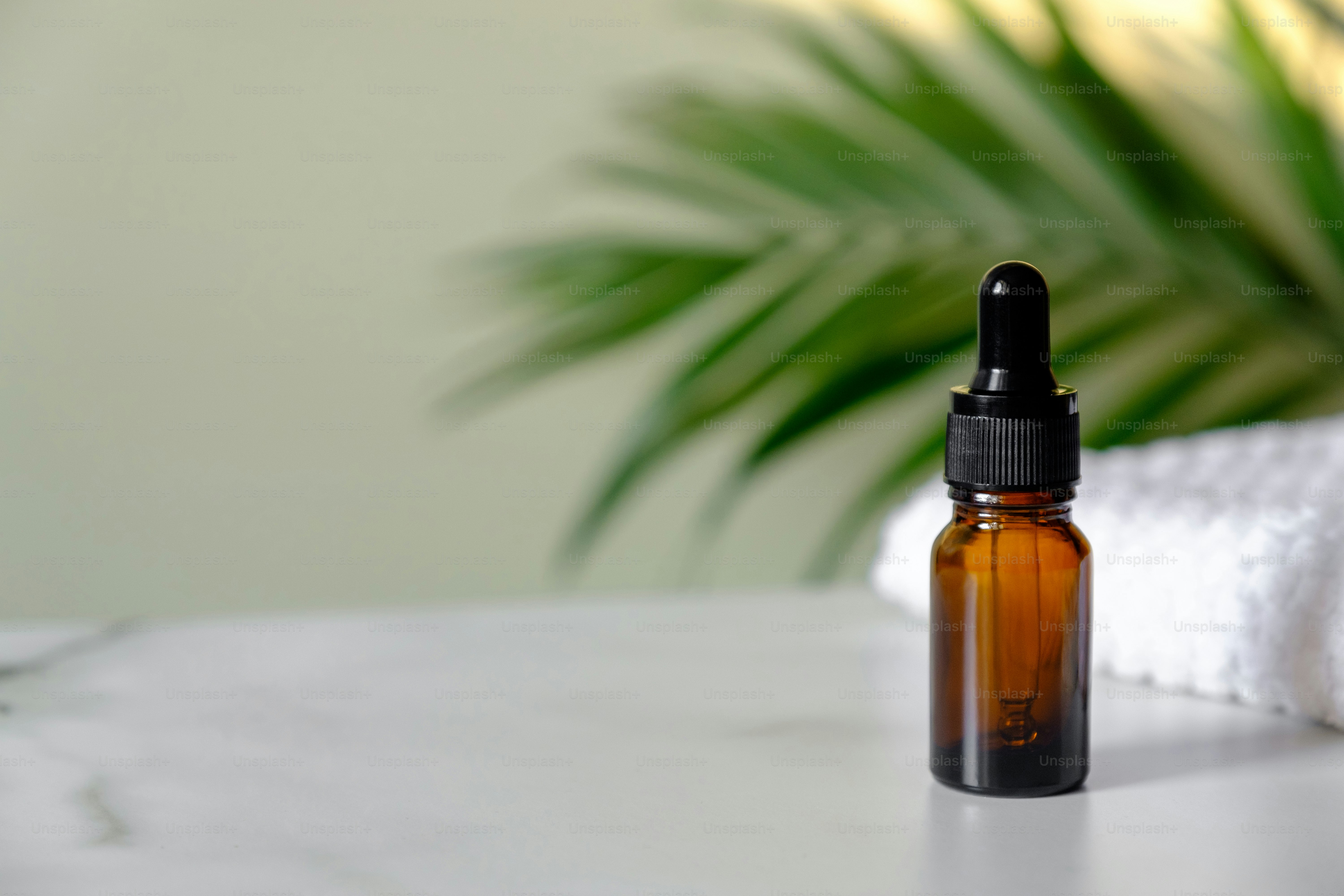 Best 500+ Essential Oil Pictures | Download Free Images on Unsplash