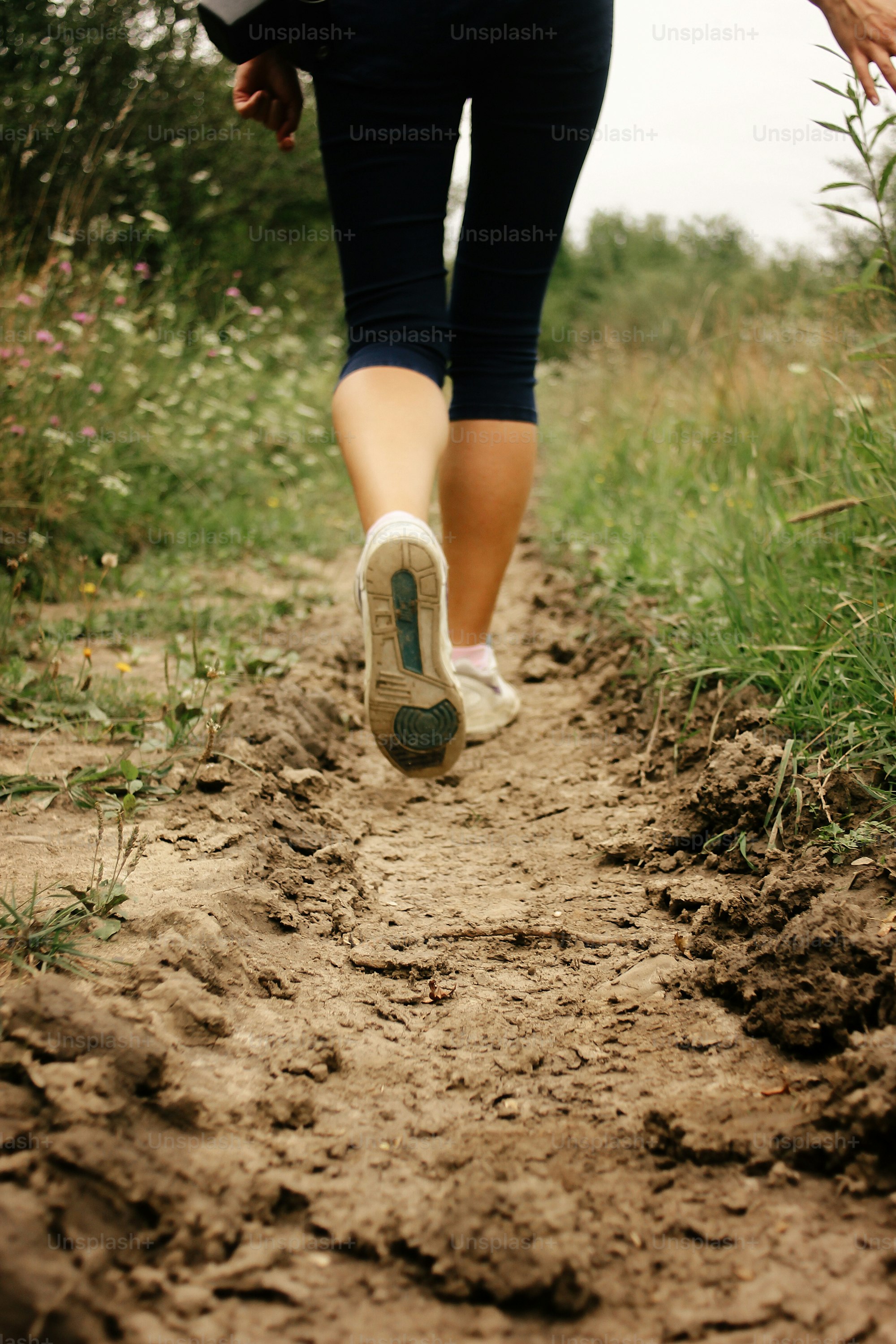 Feet Walking Pictures | Download Free Images on Unsplash