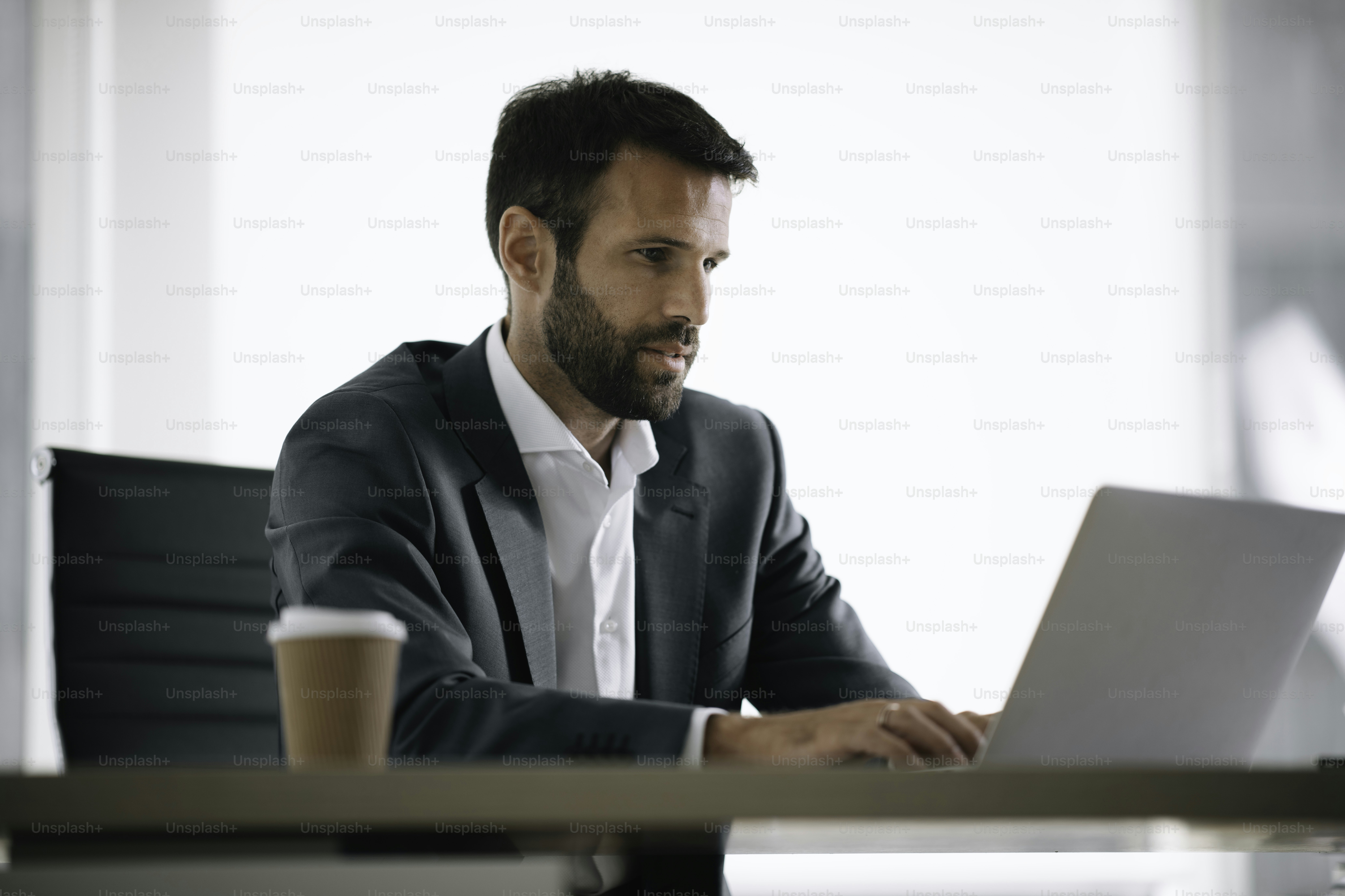 Man Using Computer Pictures | Download Free Images on Unsplash