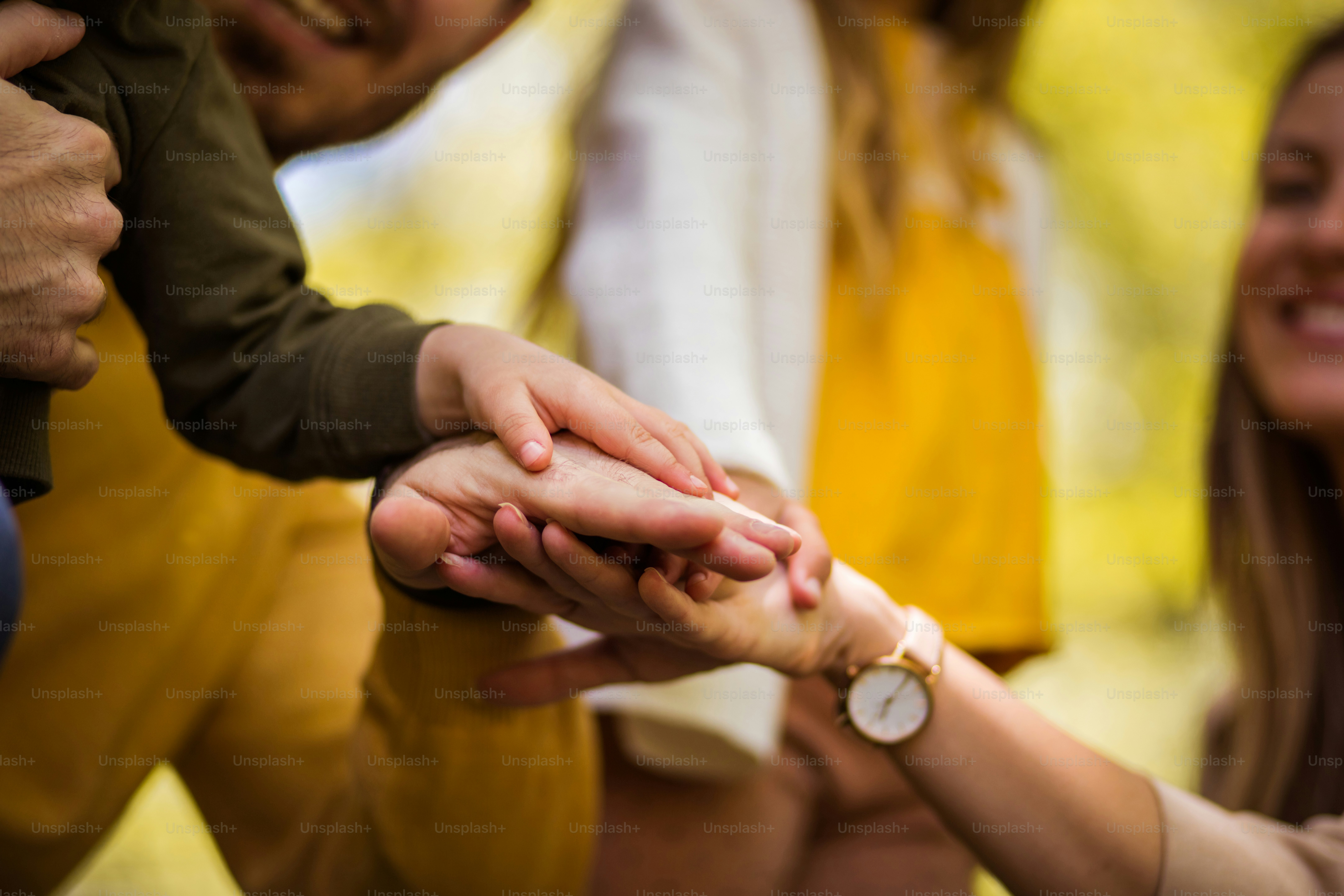 Hands Teamwork Pictures | Download Free Images on Unsplash