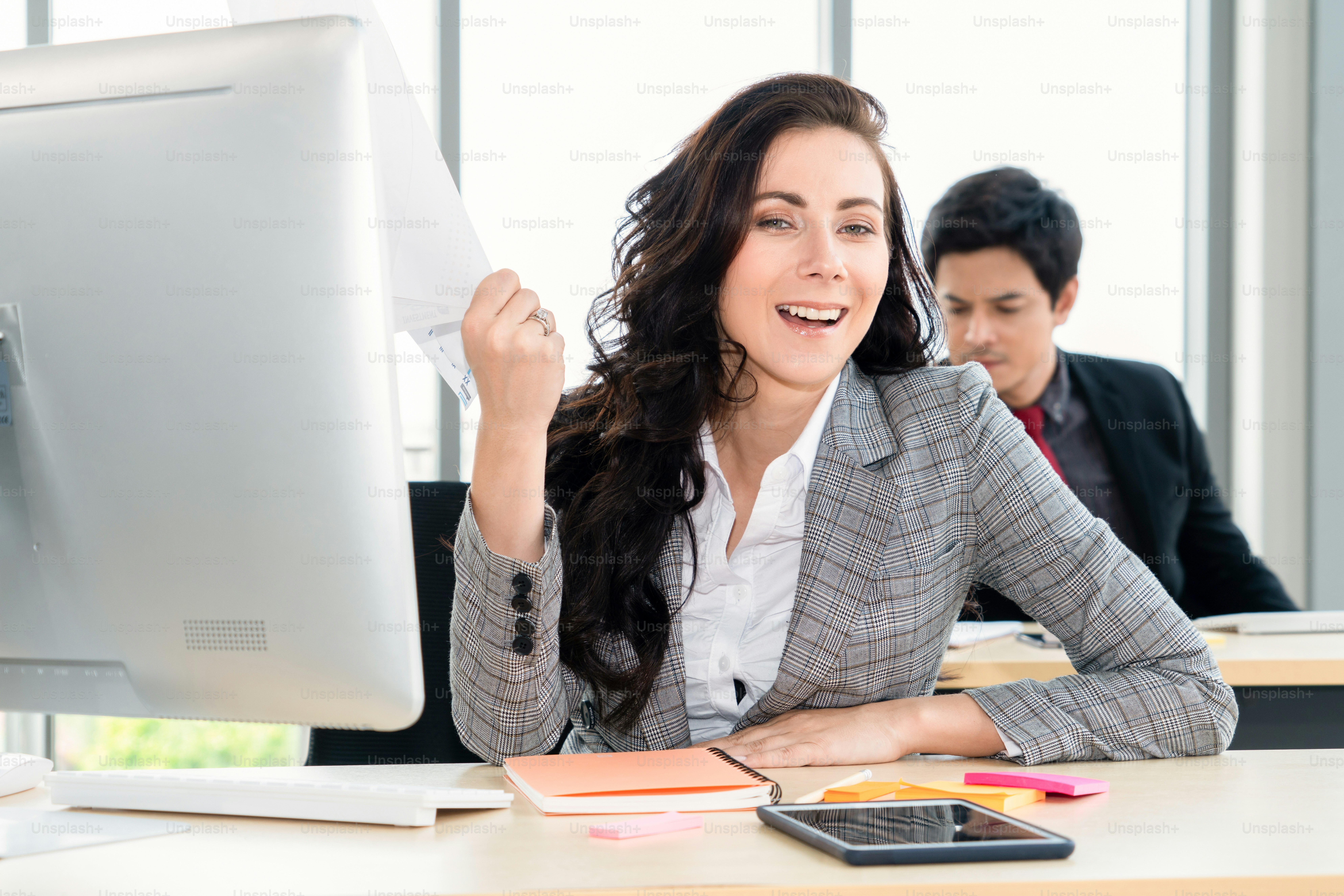 Sitting At Computer Pictures | Download Free Images on Unsplash