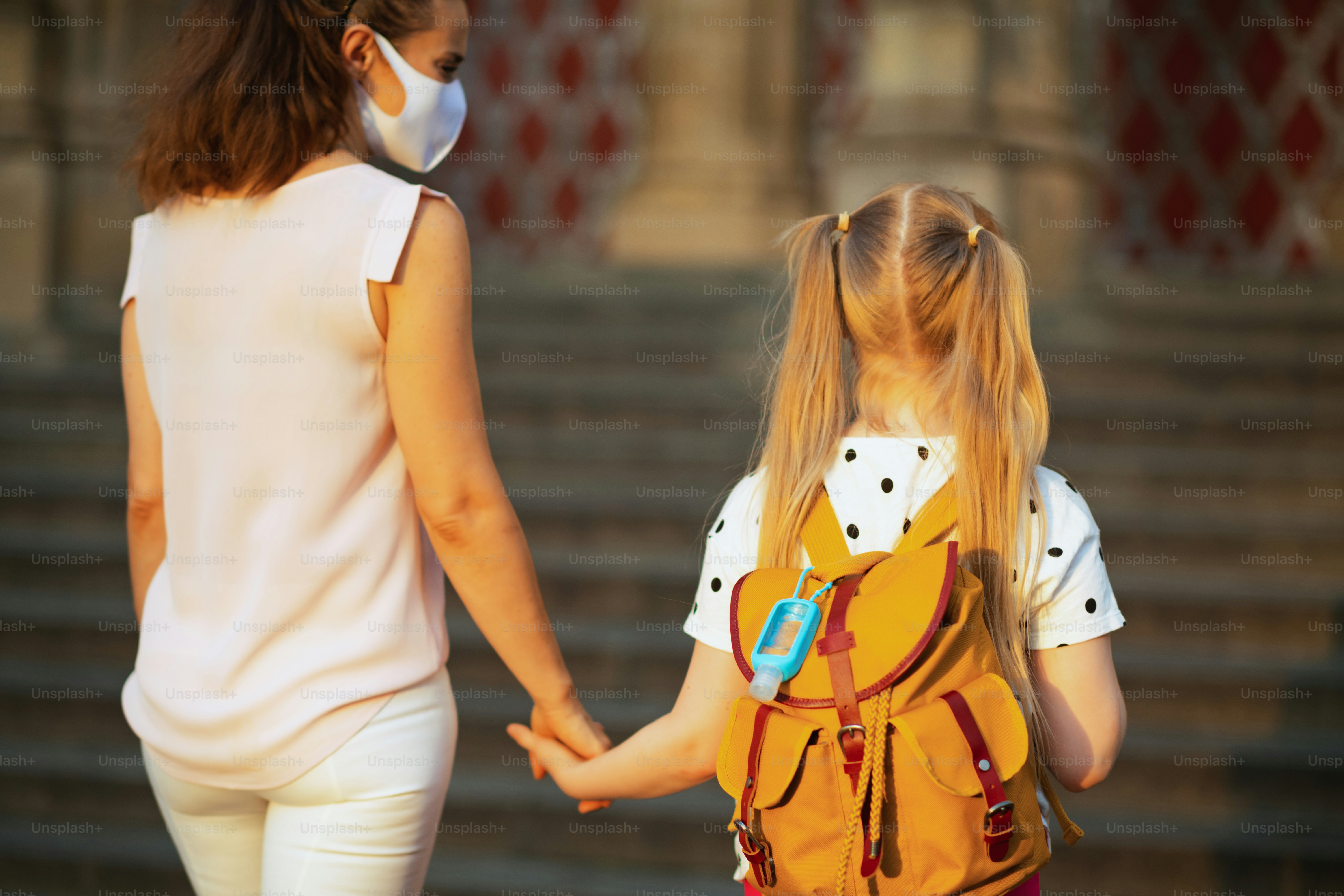 Child Safety Pictures | Download Free Images on Unsplash