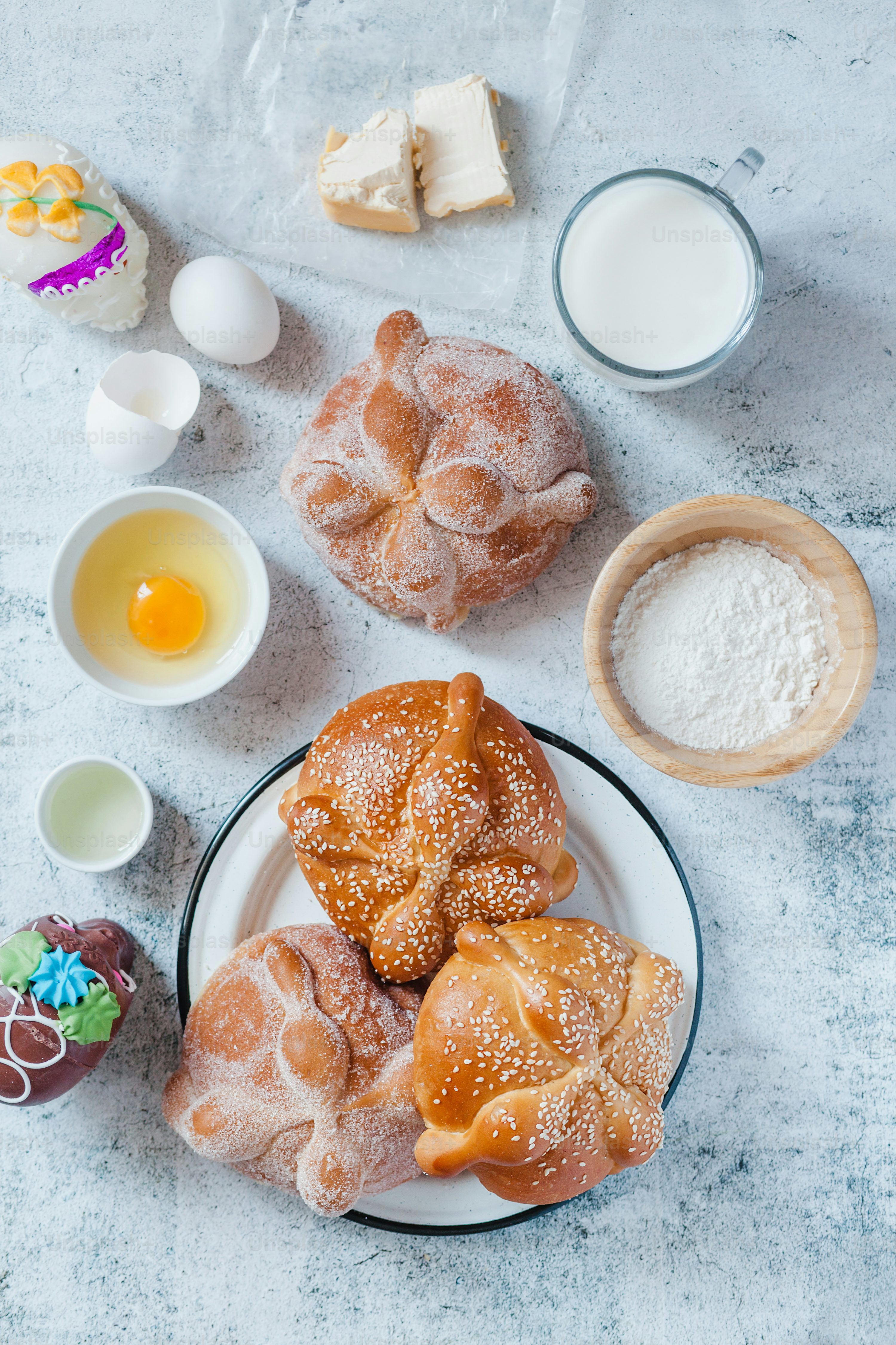 Pan de Muerto, ingredientes para la receta de pan mexicano tradicional ... Pan de Muerto, ingredientes para la receta de pan mexicano tradicional ...