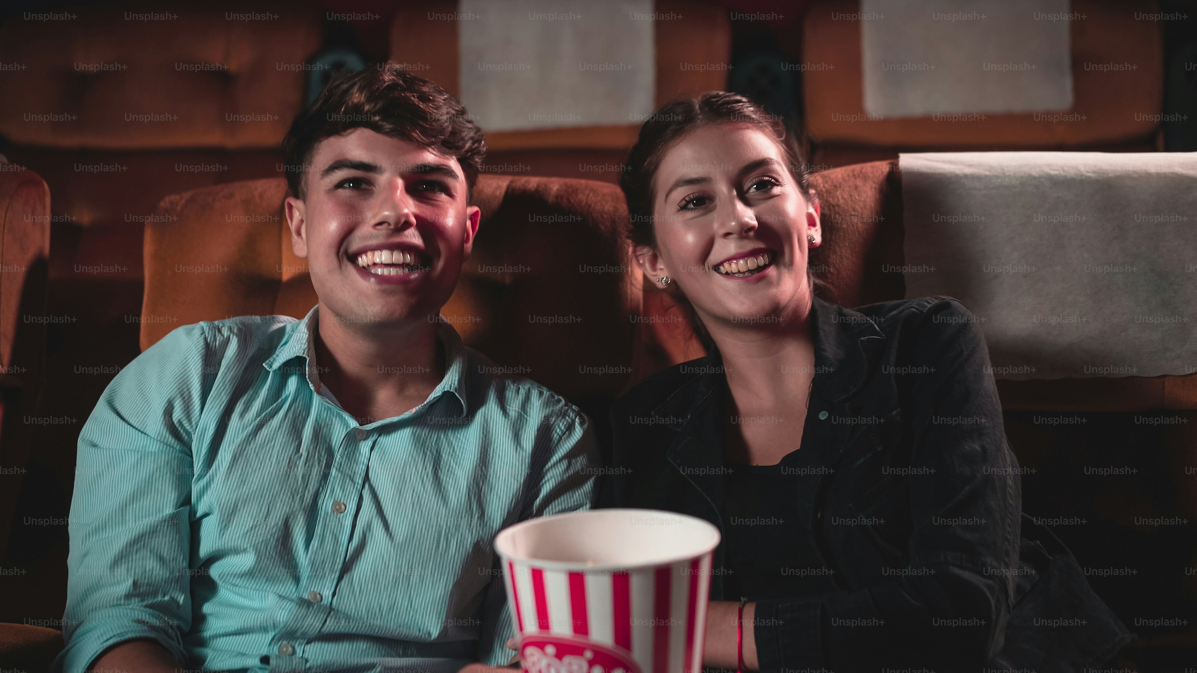 Restaurant Bar Pictures | Download Free Images on Unsplash