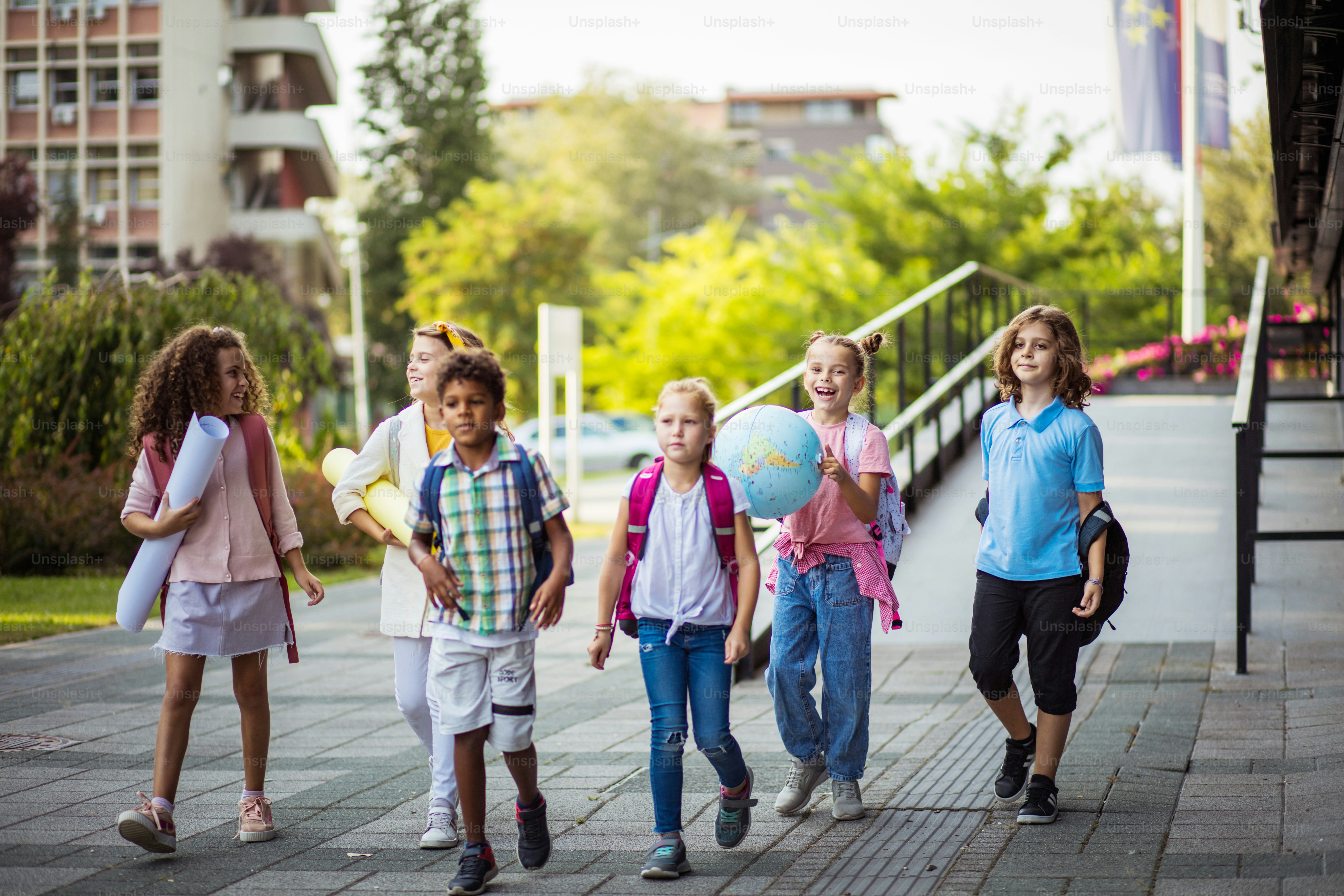 500+ Middle School Pictures [HD] | Download Free Images on Unsplash