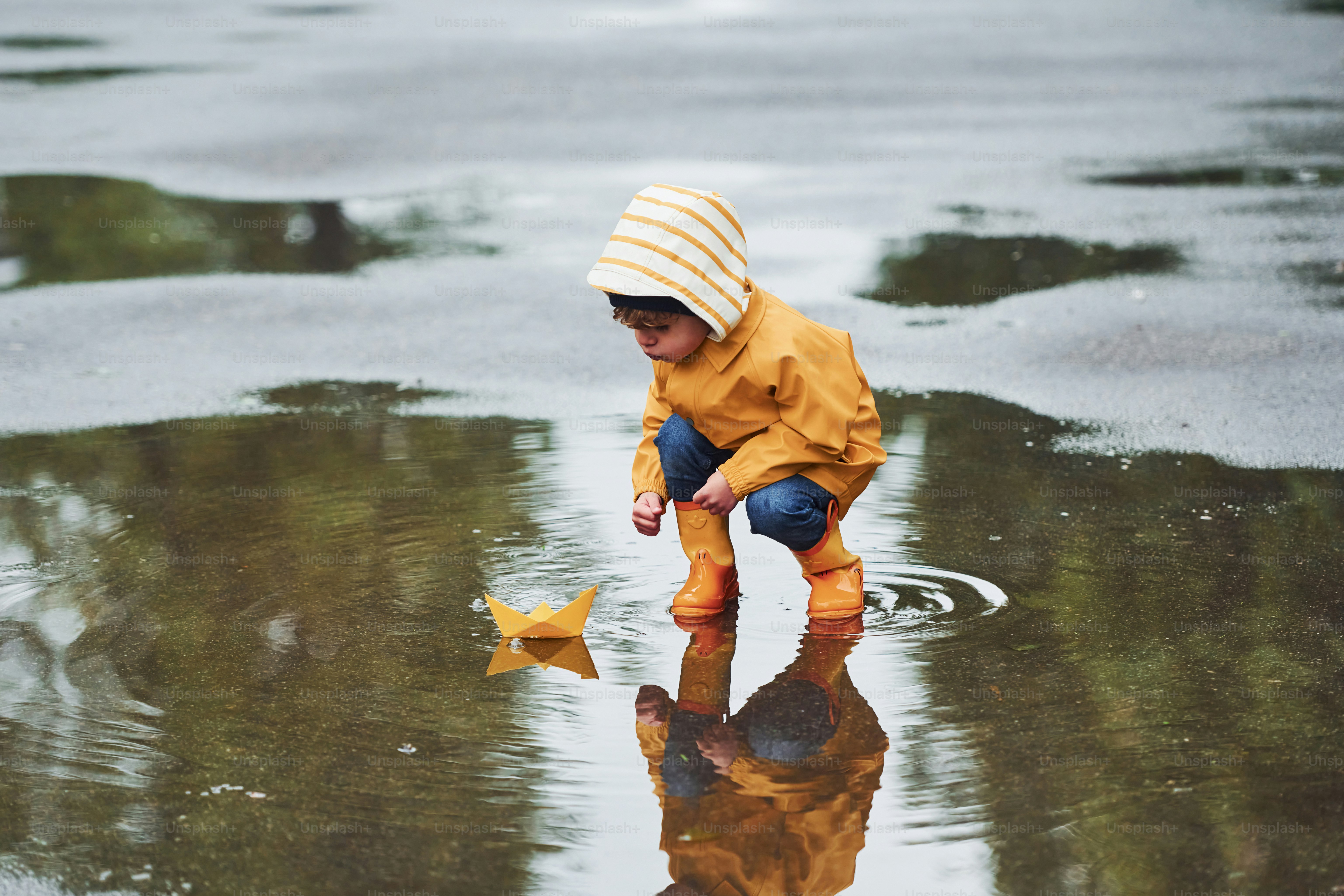 750+ Puddle Pictures | Download Free Images on Unsplash