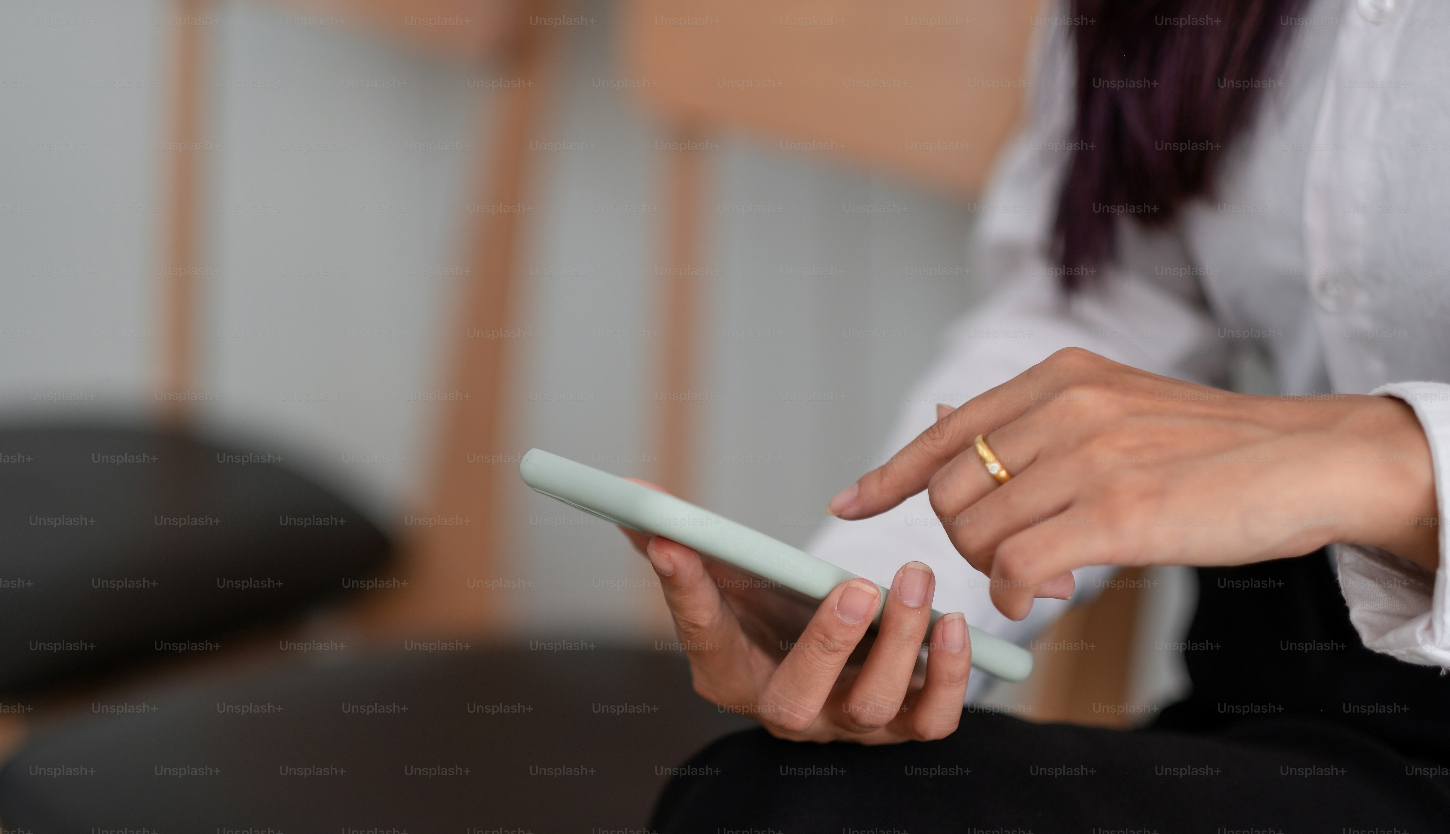 Close up woman use of smart phone at cafe coffee shop. photo – Finger ...