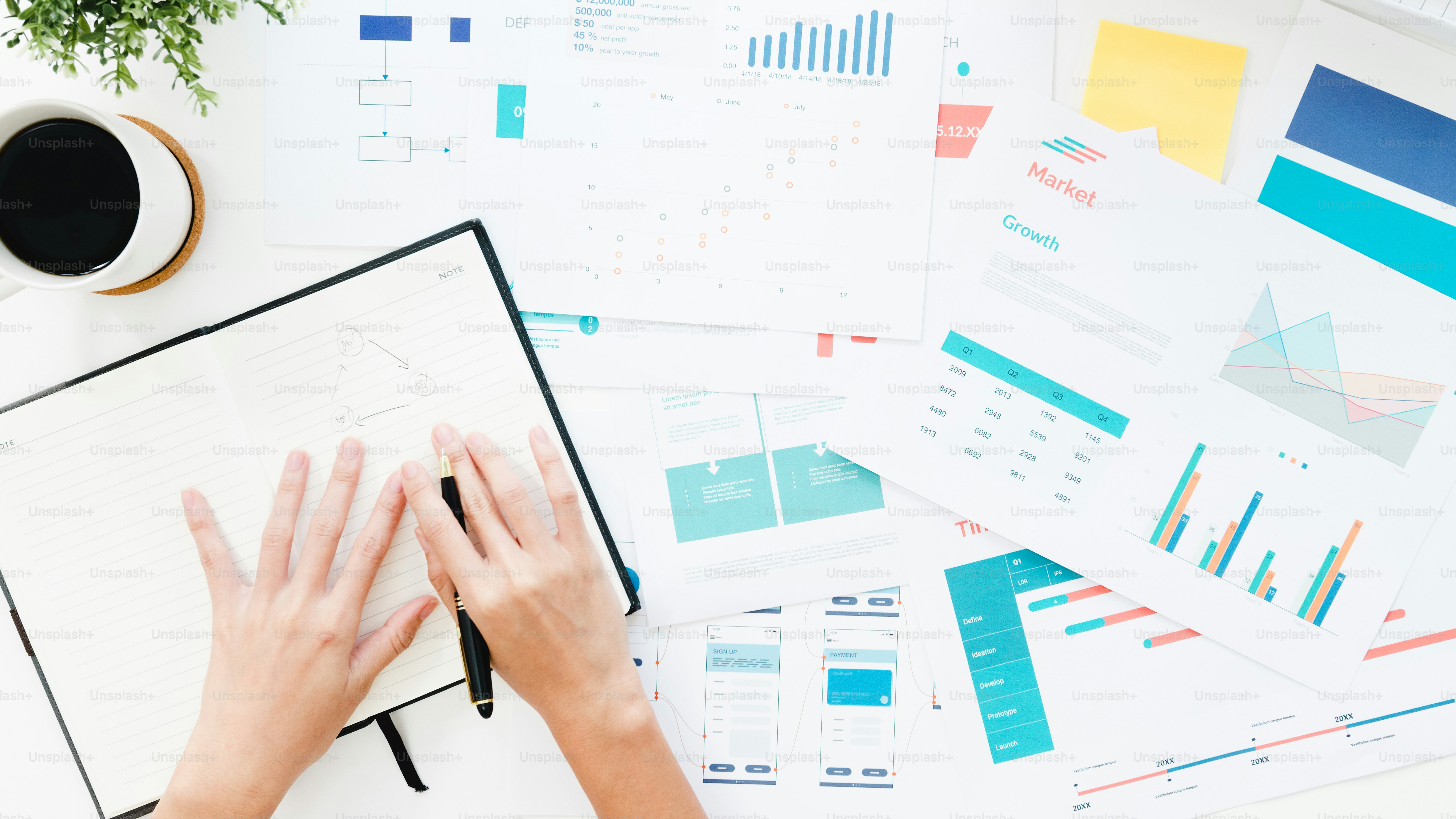 Table Top View Pictures | Download Free Images on Unsplash