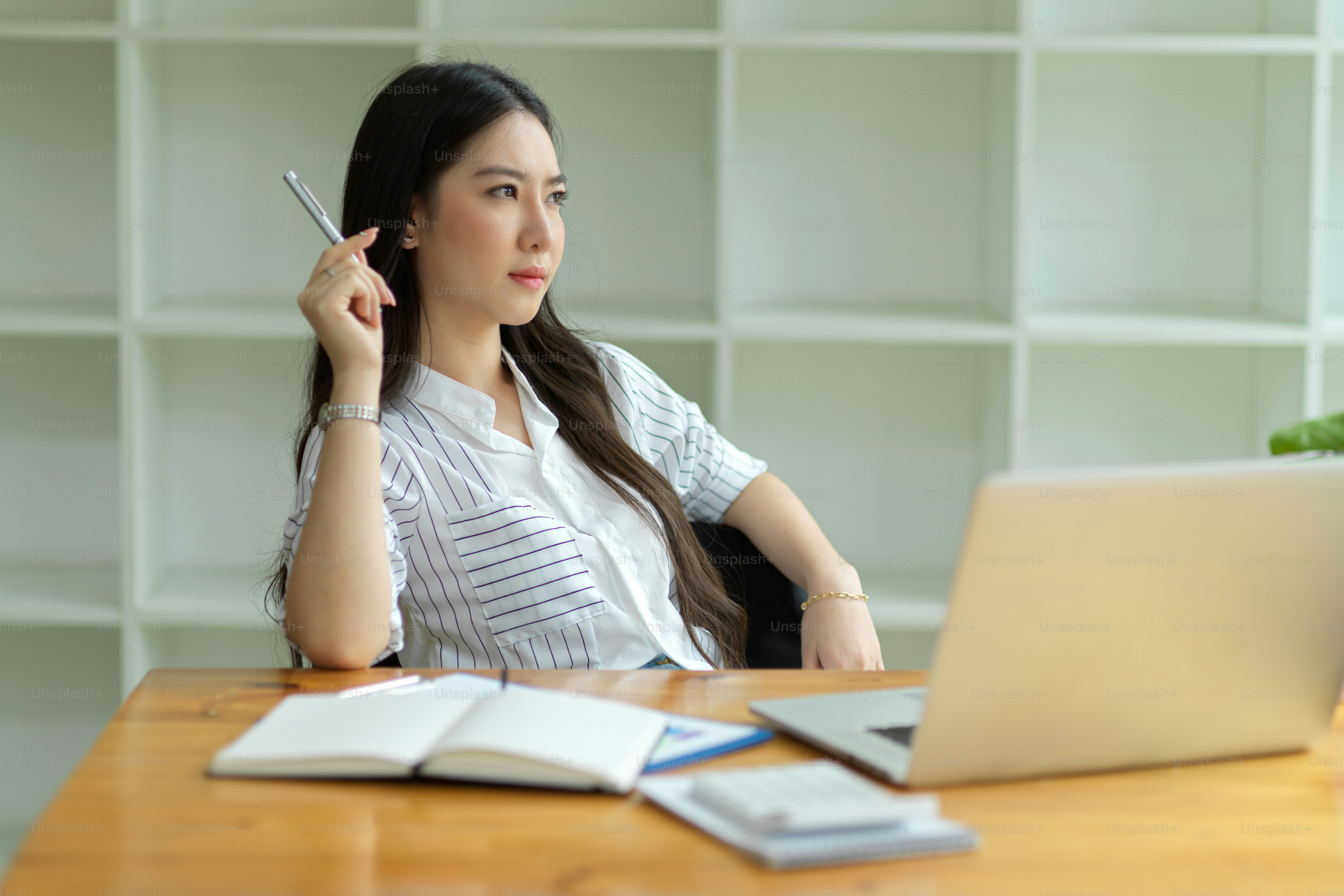 Unhappy and thoughtful businesswoman, disappointed at work, angry ...