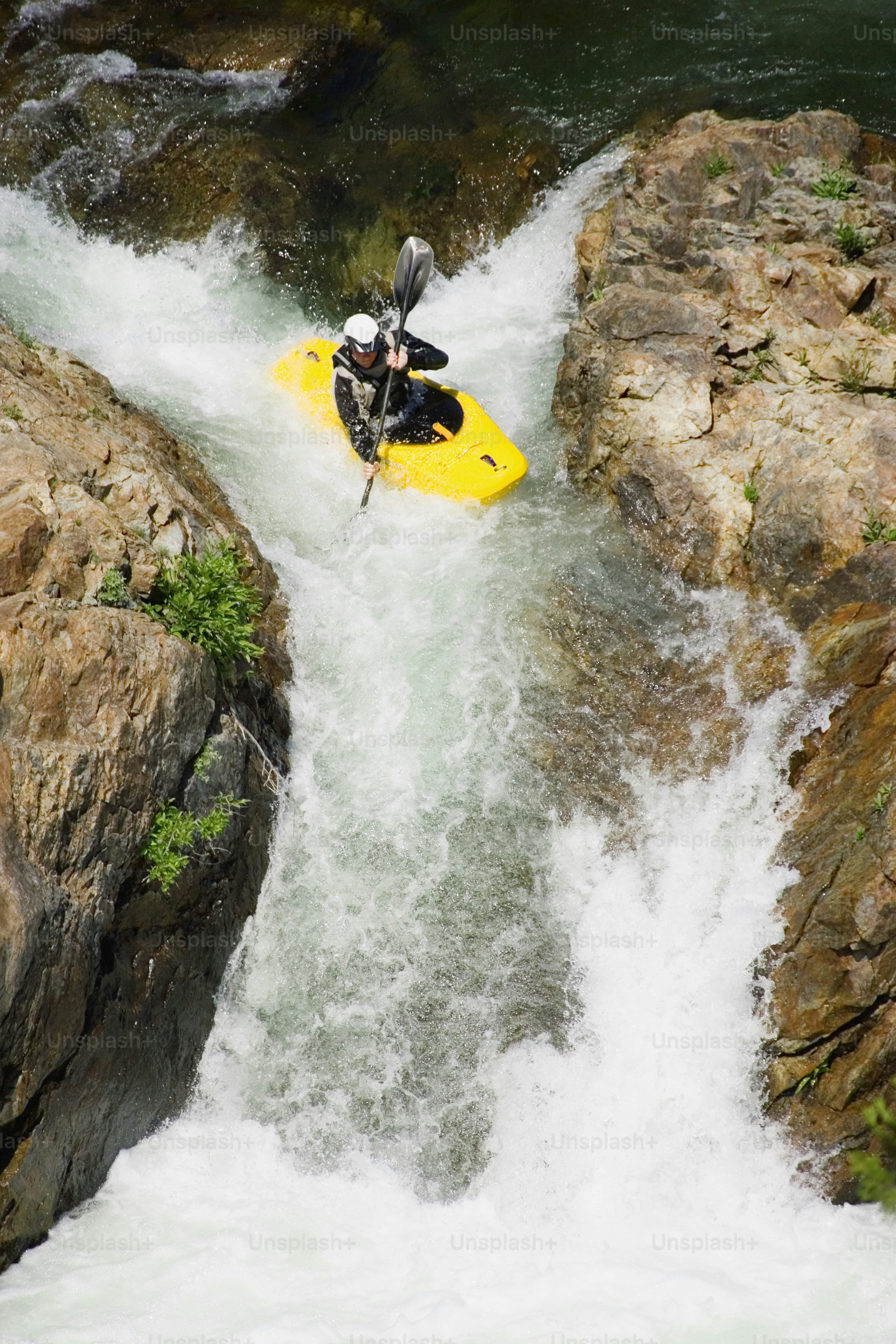 A man riding a yellow kayak down a river photo – Kayak Image on Unsplash