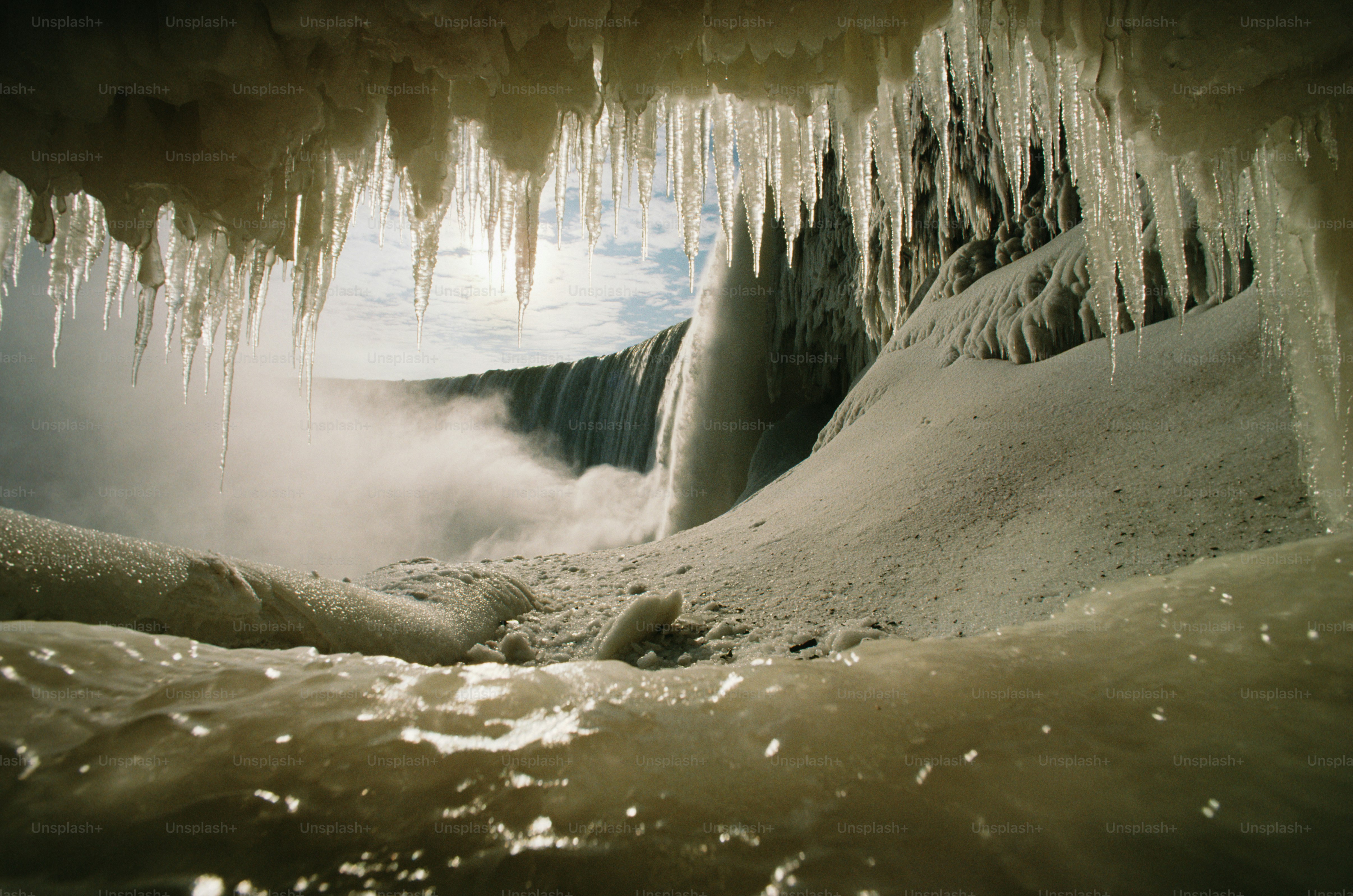 Free HD Stalactite Pictures | Download on Unsplash