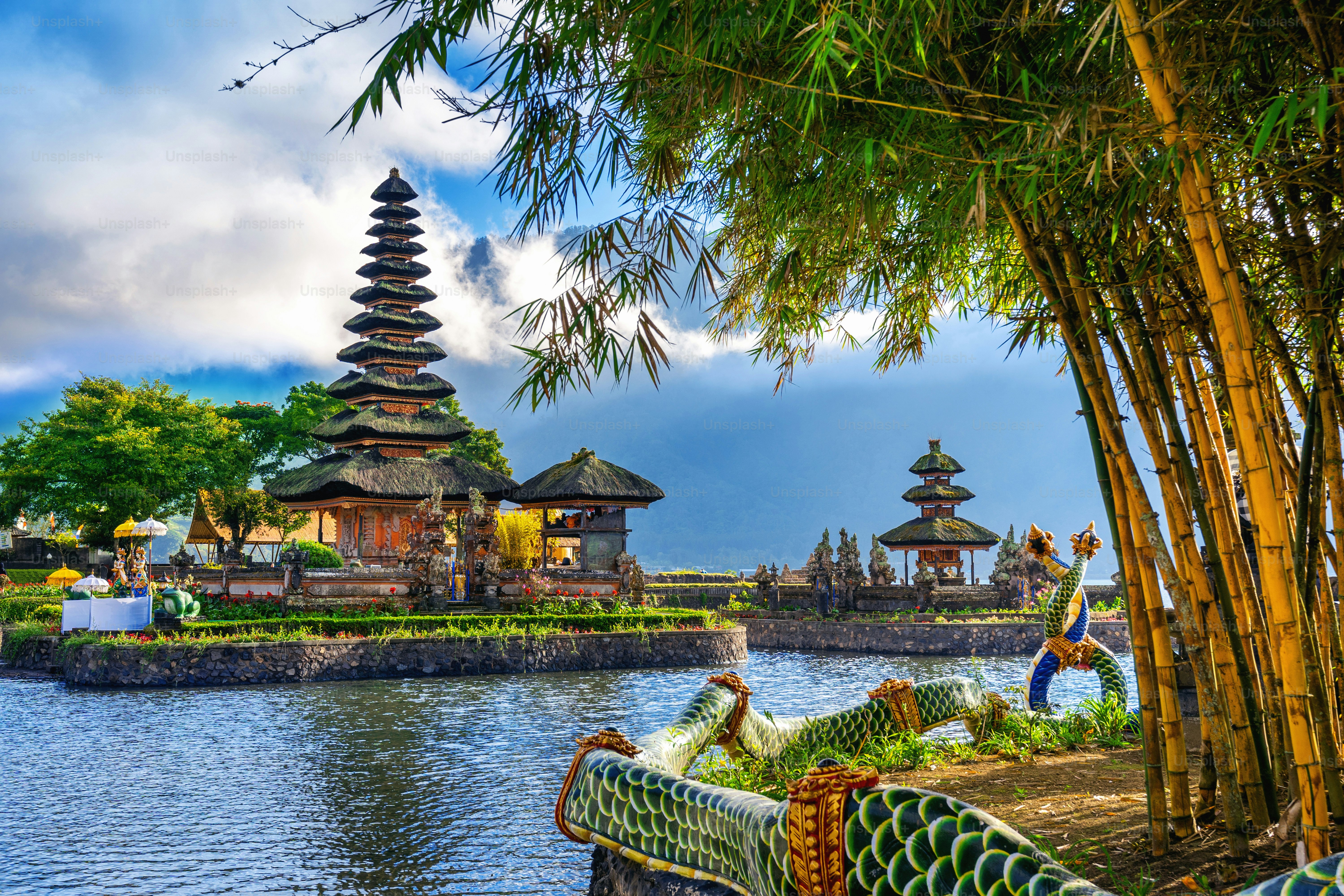 Pura ulun danu bratan temple in Bali, indonesia. photo – Bali Image on ...