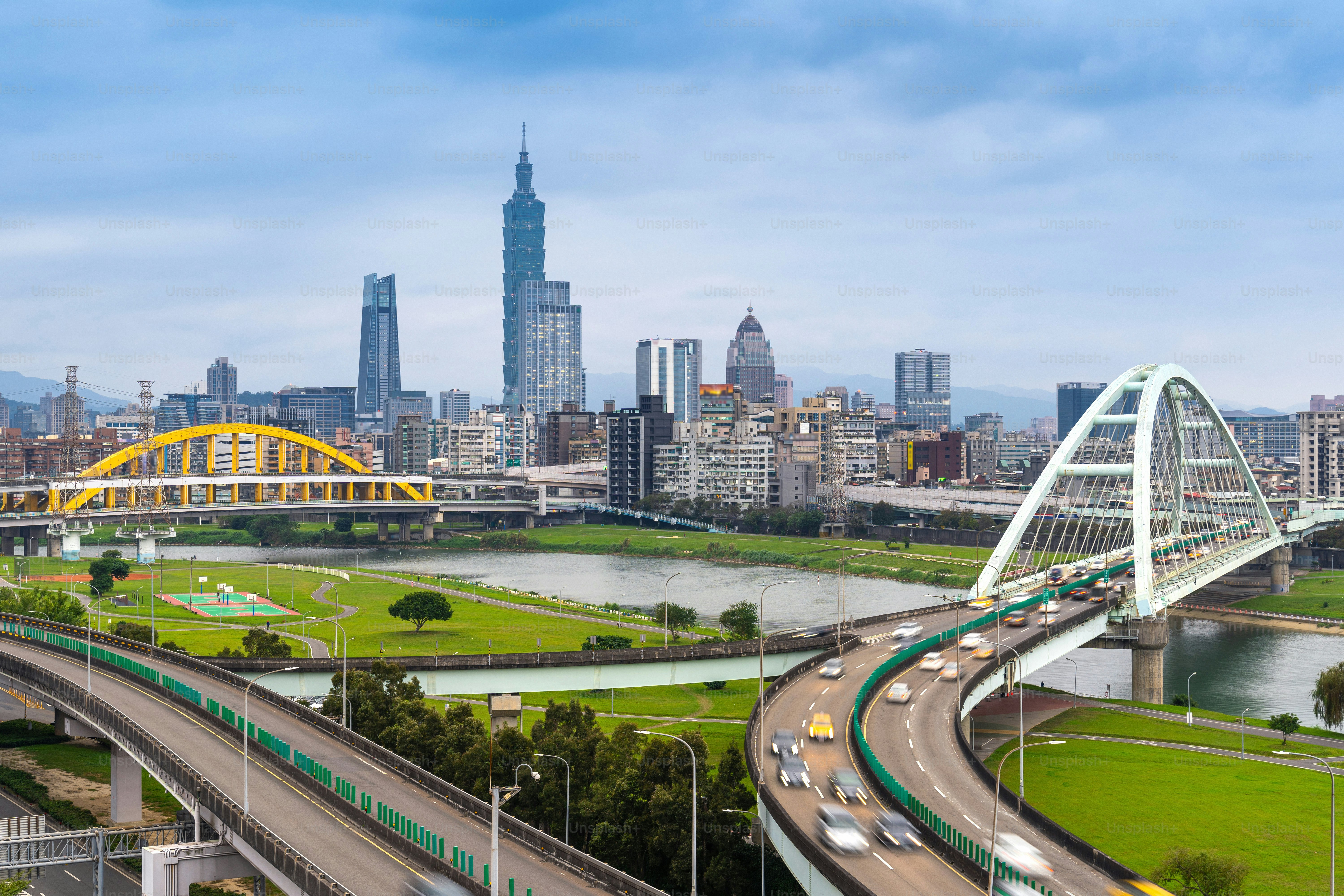 Taiwan skyline, Beautiful cityscape at sunset. photo – Taiwan Image on ...