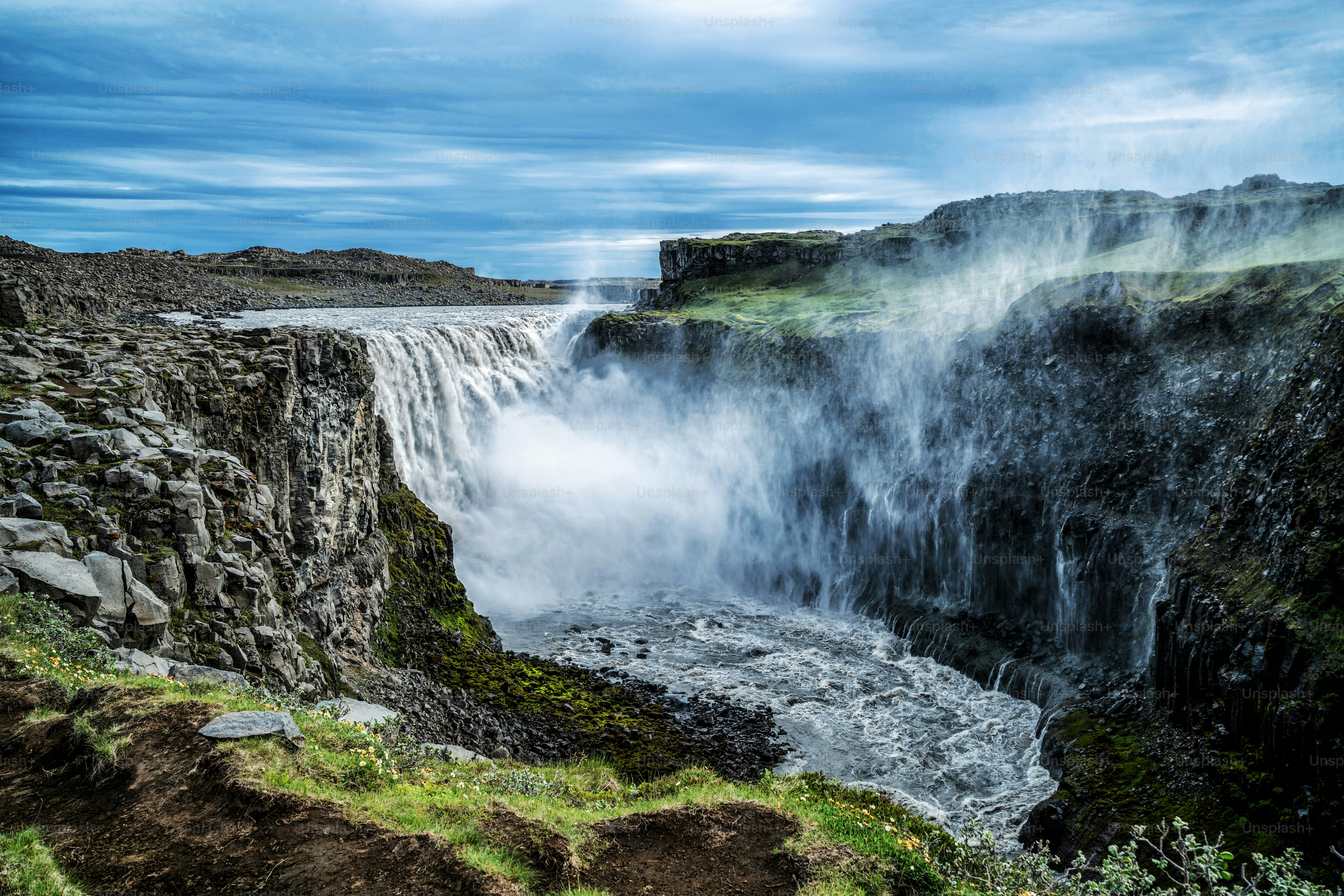 Incroyable paysage islandais à la cascade de Dettifoss dans la région ...