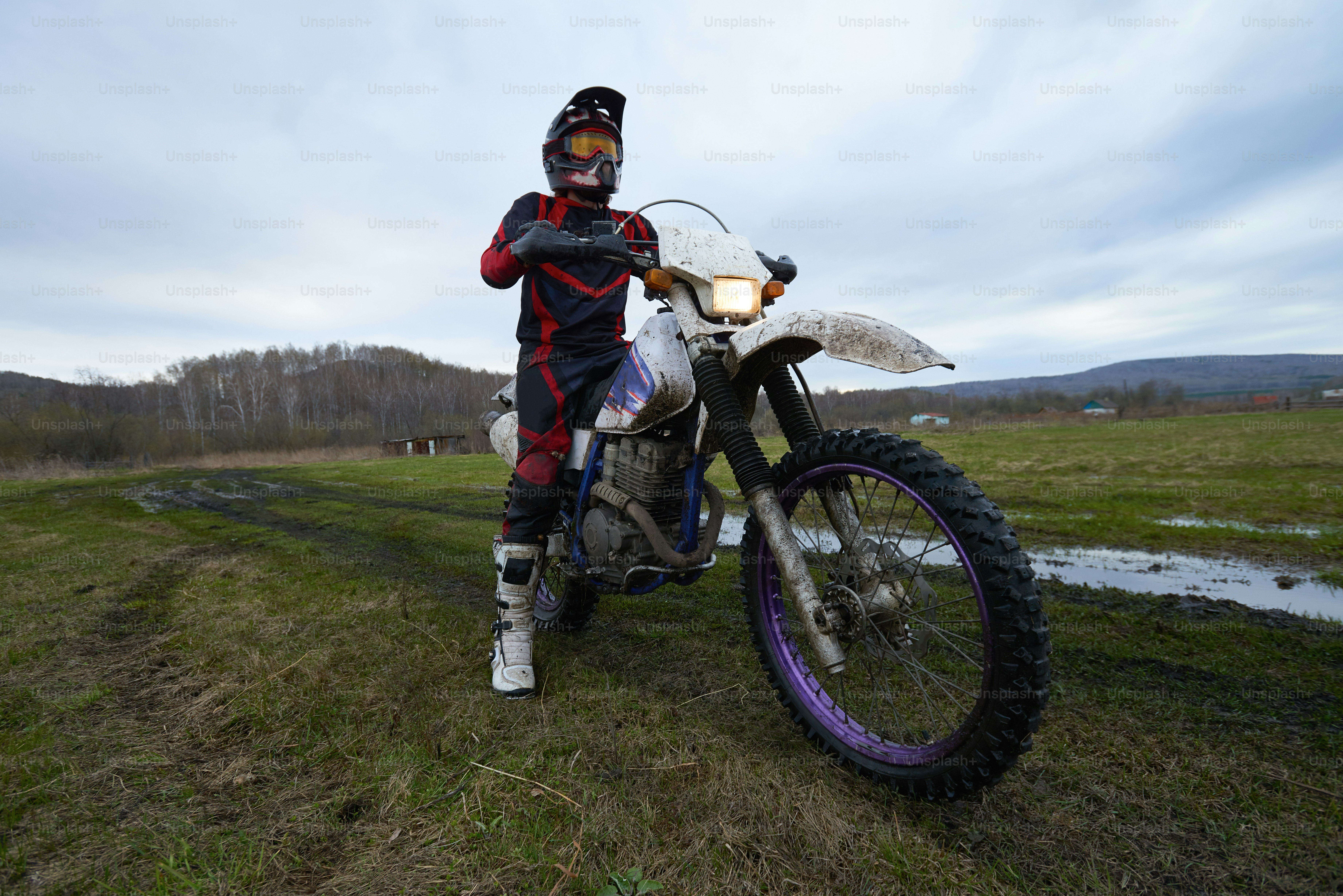 45,628+ Motorcycle Rider Pictures | Download Free Images on Unsplash