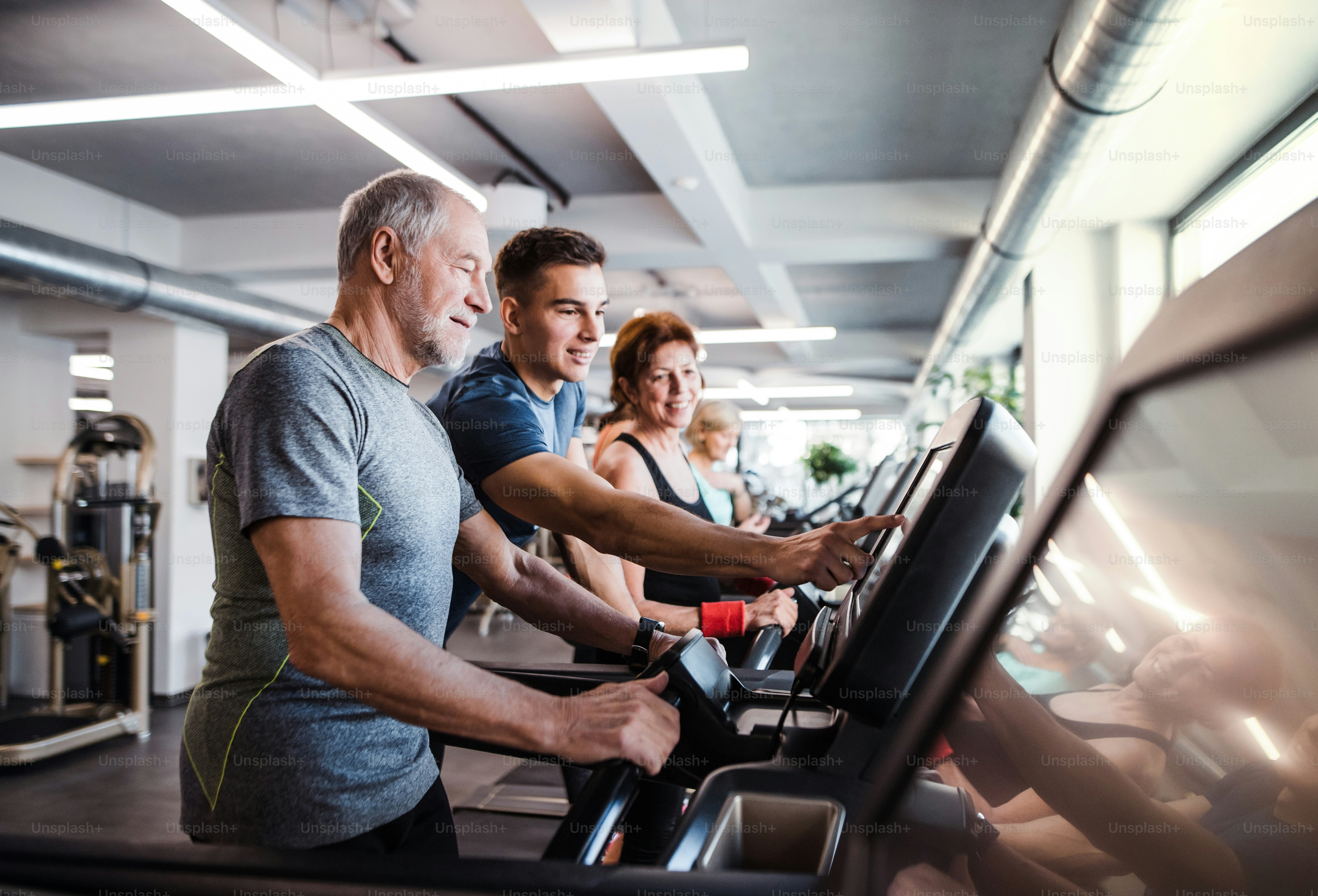 Old Gym Pictures | Download Free Images on Unsplash