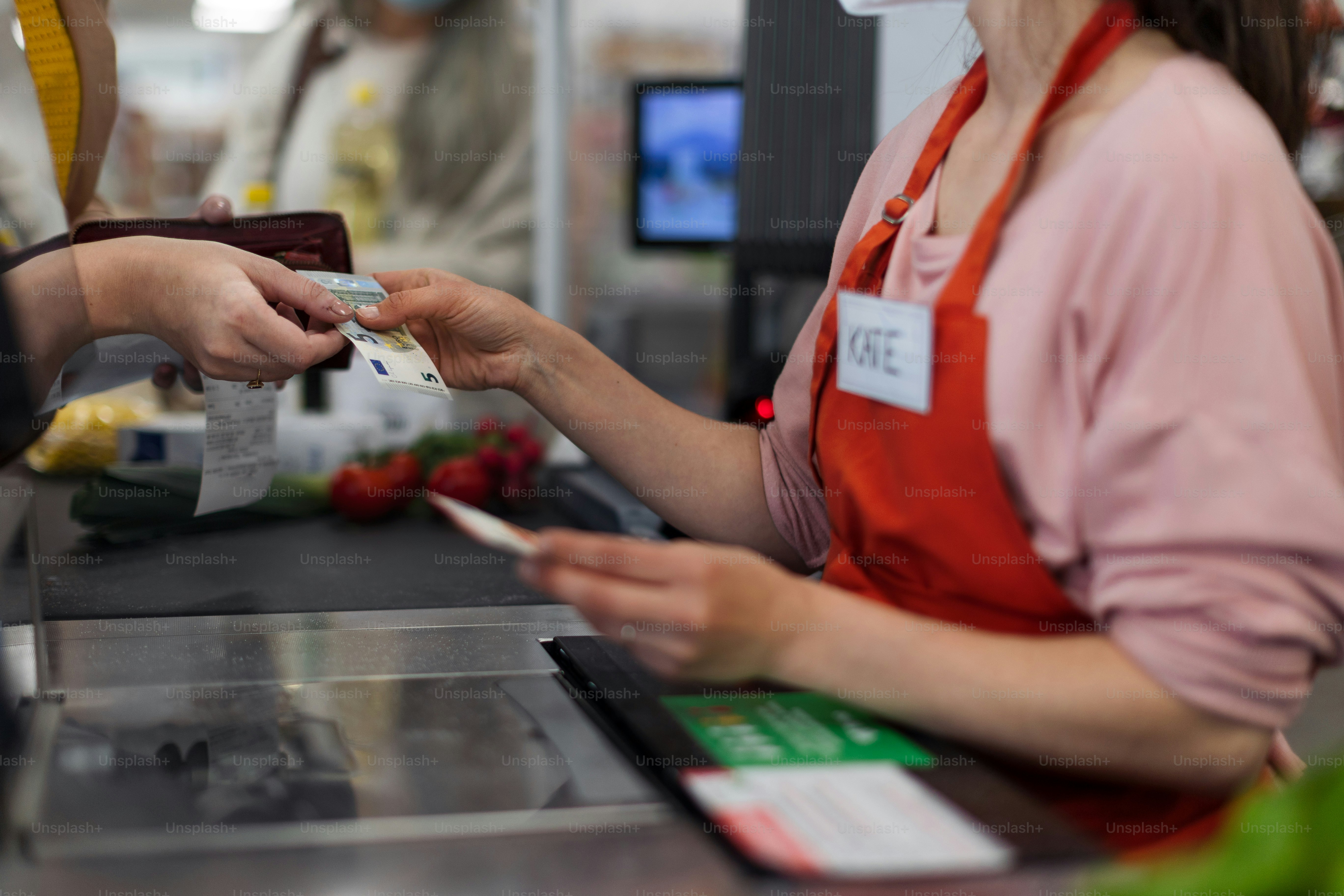 Cashier Pictures | Download Free Images on Unsplash