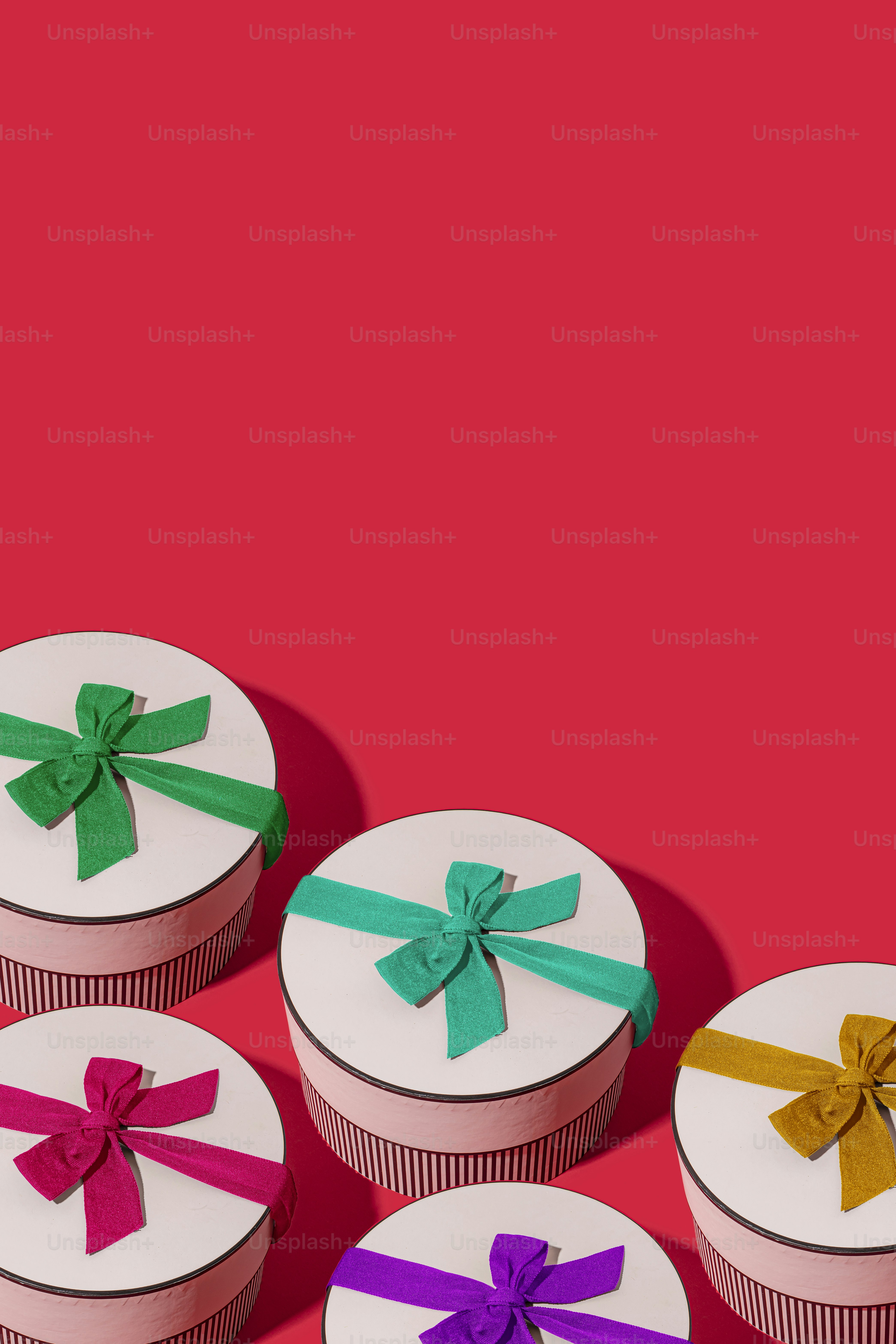 100+ Present Pictures | Download Free Images on Unsplash