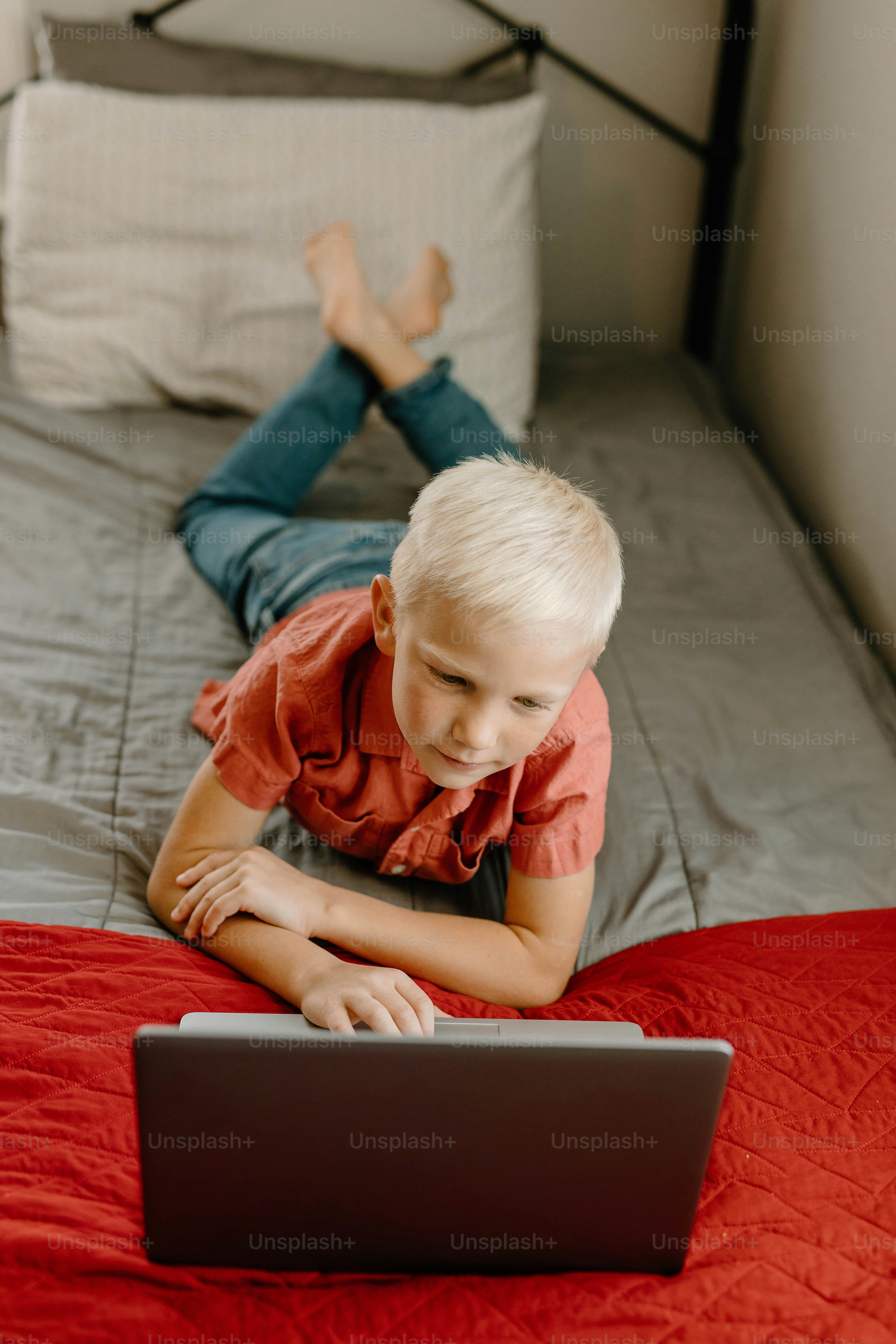 Tech Work Pictures | Download Free Images on Unsplash