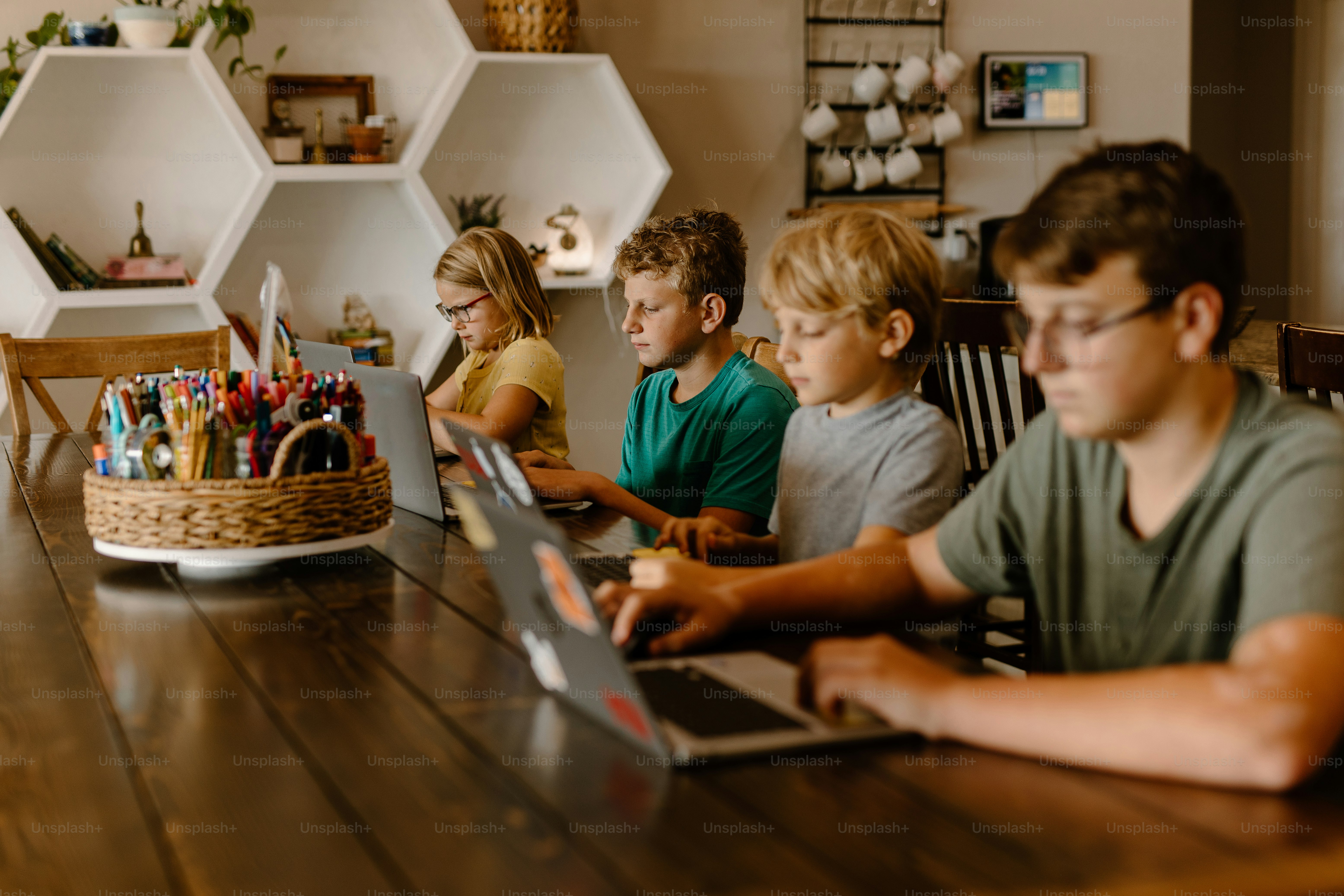 Remote Learning Pictures | Download Free Images on Unsplash