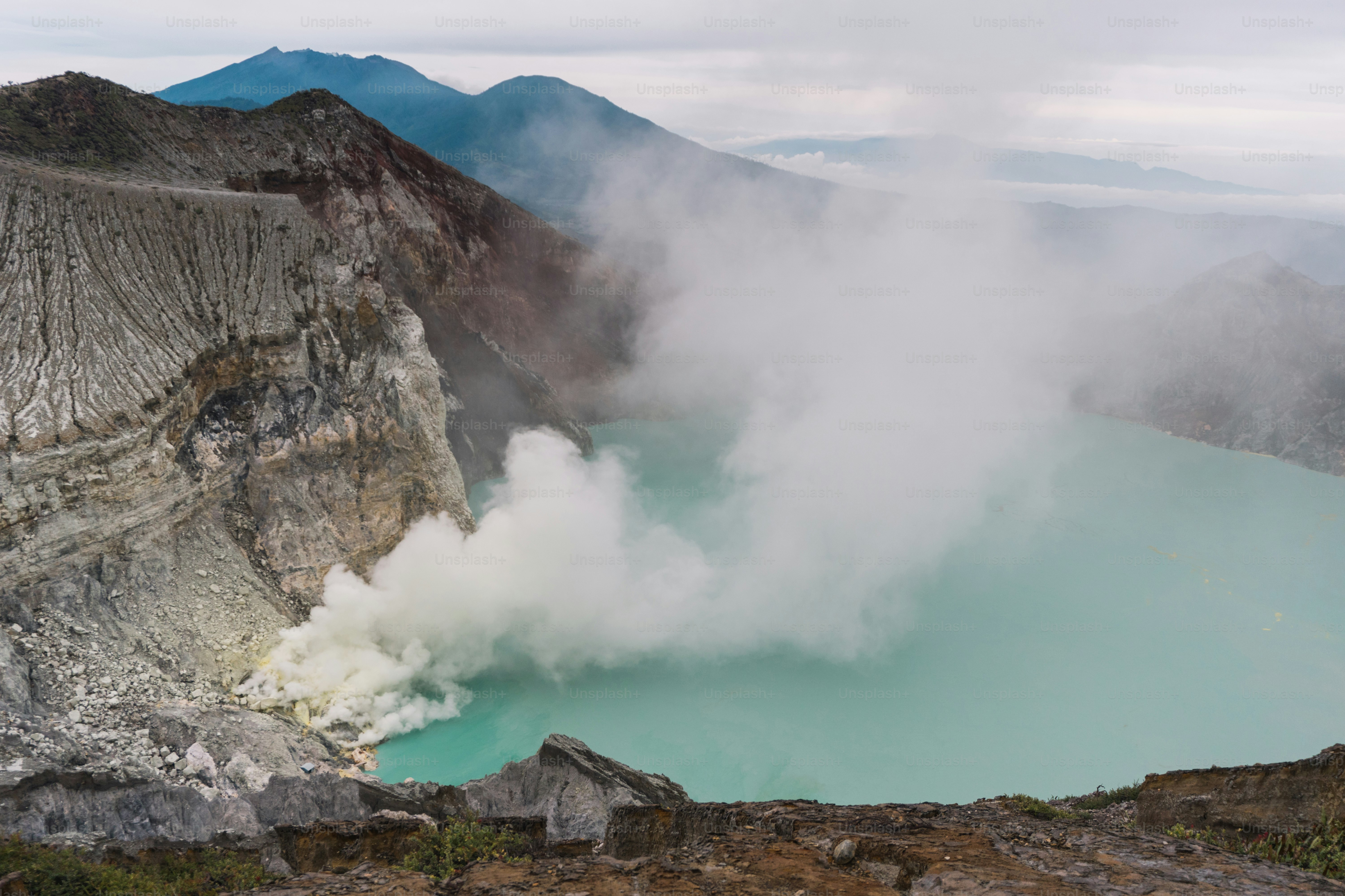 Steam Pictures [HQ] | Download Free Images on Unsplash