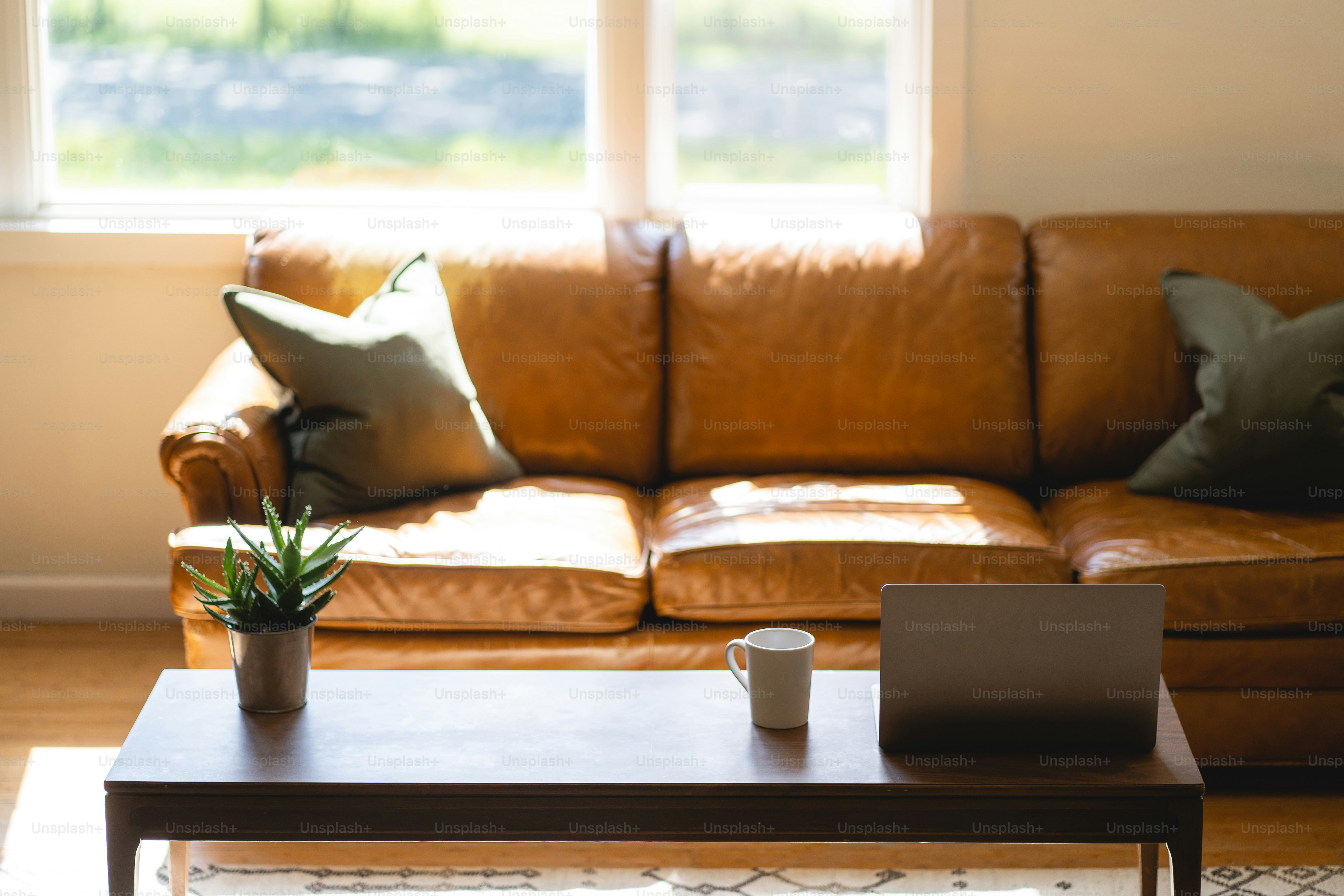 500+ Coffee Table Pictures | Download Free Images on Unsplash