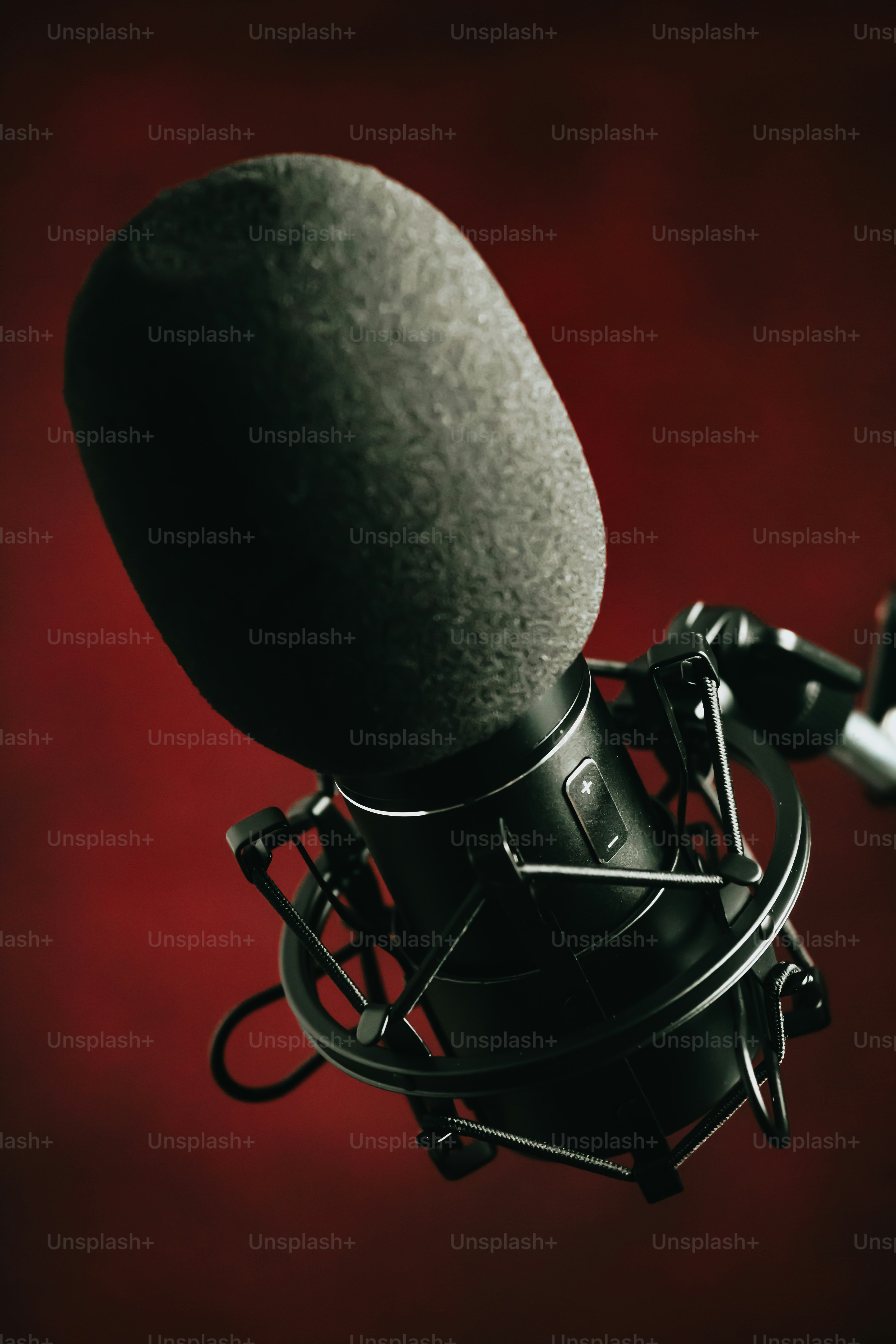 A close up of a microphone with a sky background photo – Microphone ...