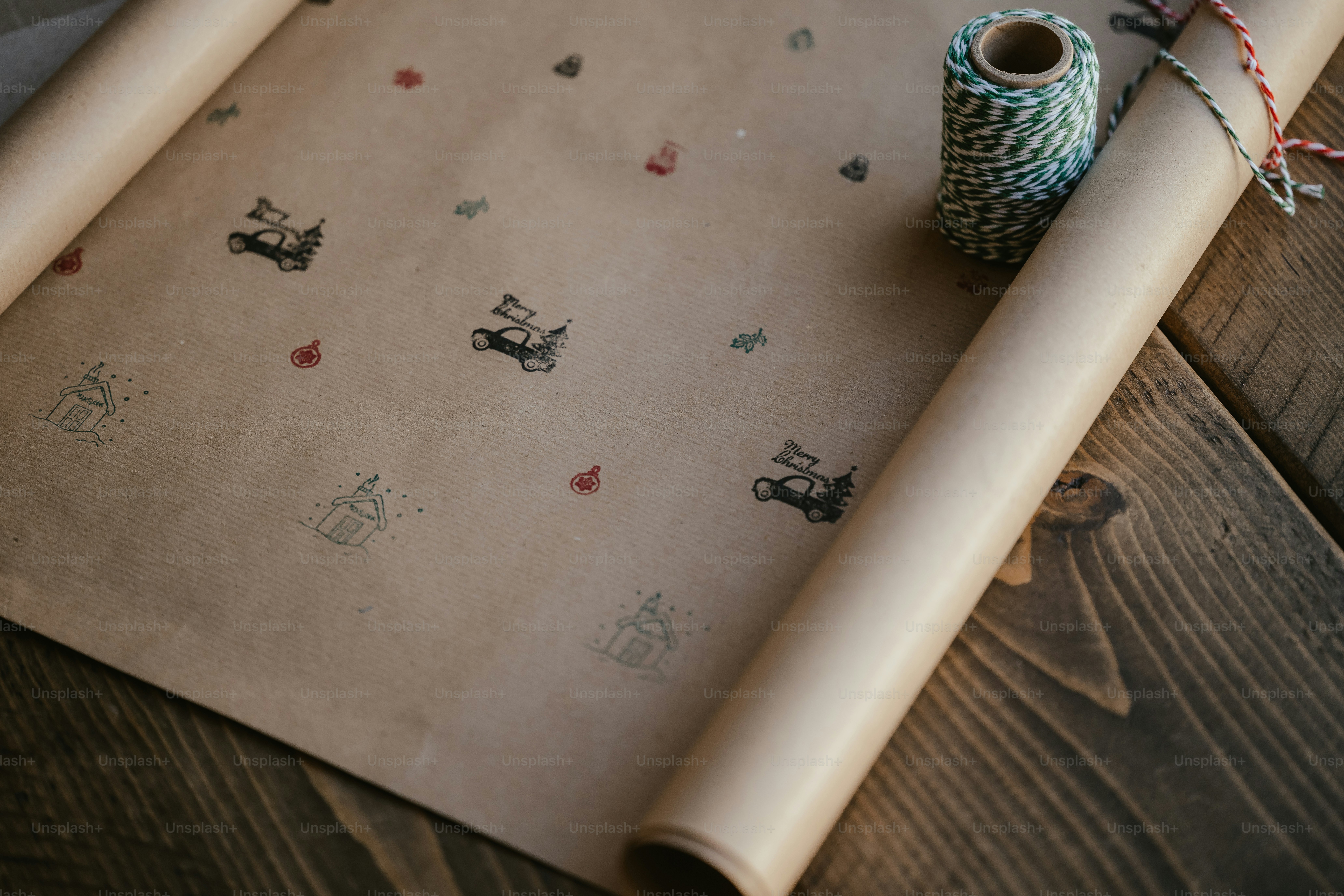 Christmas Presents Pictures | Download Free Images on Unsplash