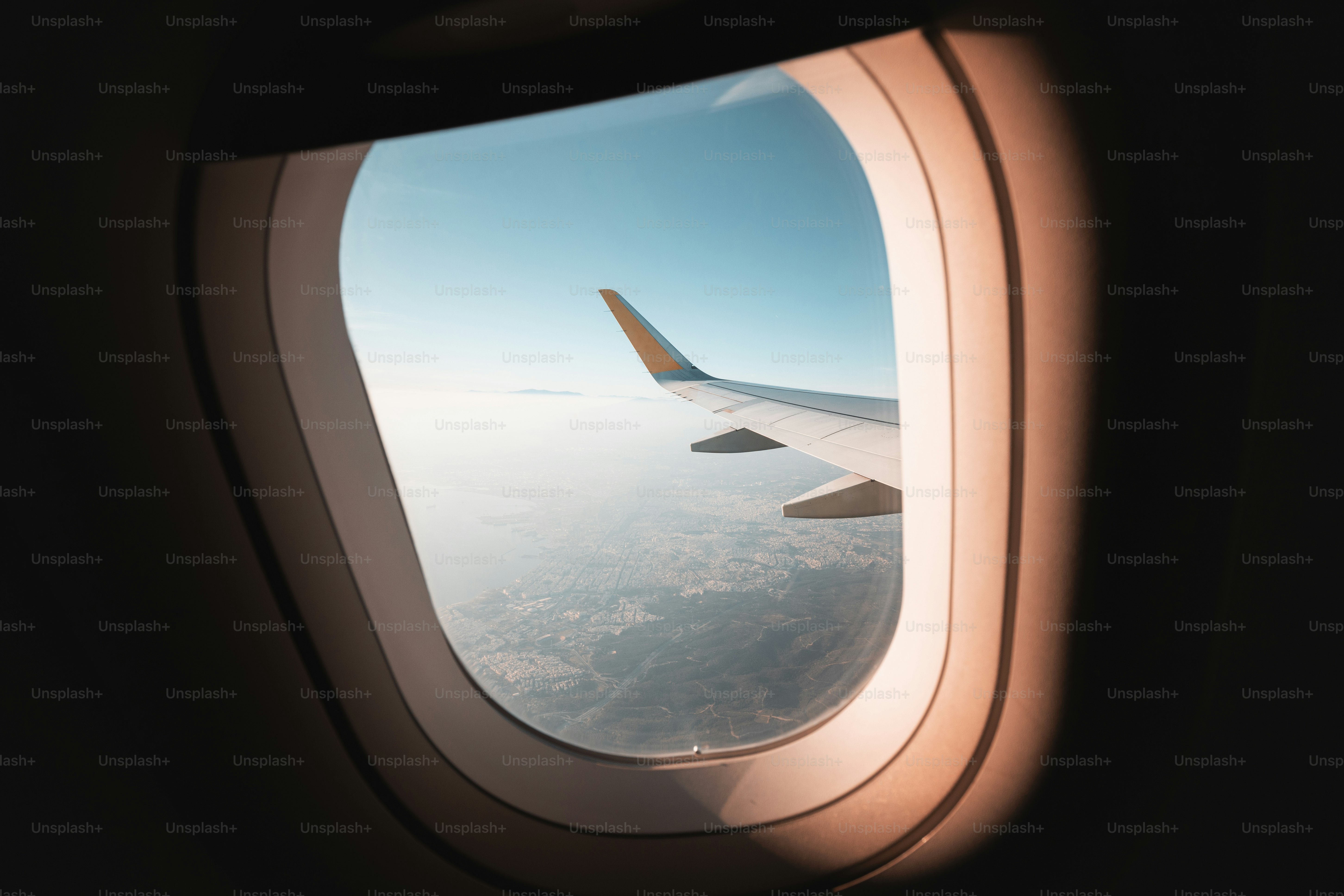 100+ Plane Window Pictures | Download Free Images on Unsplash