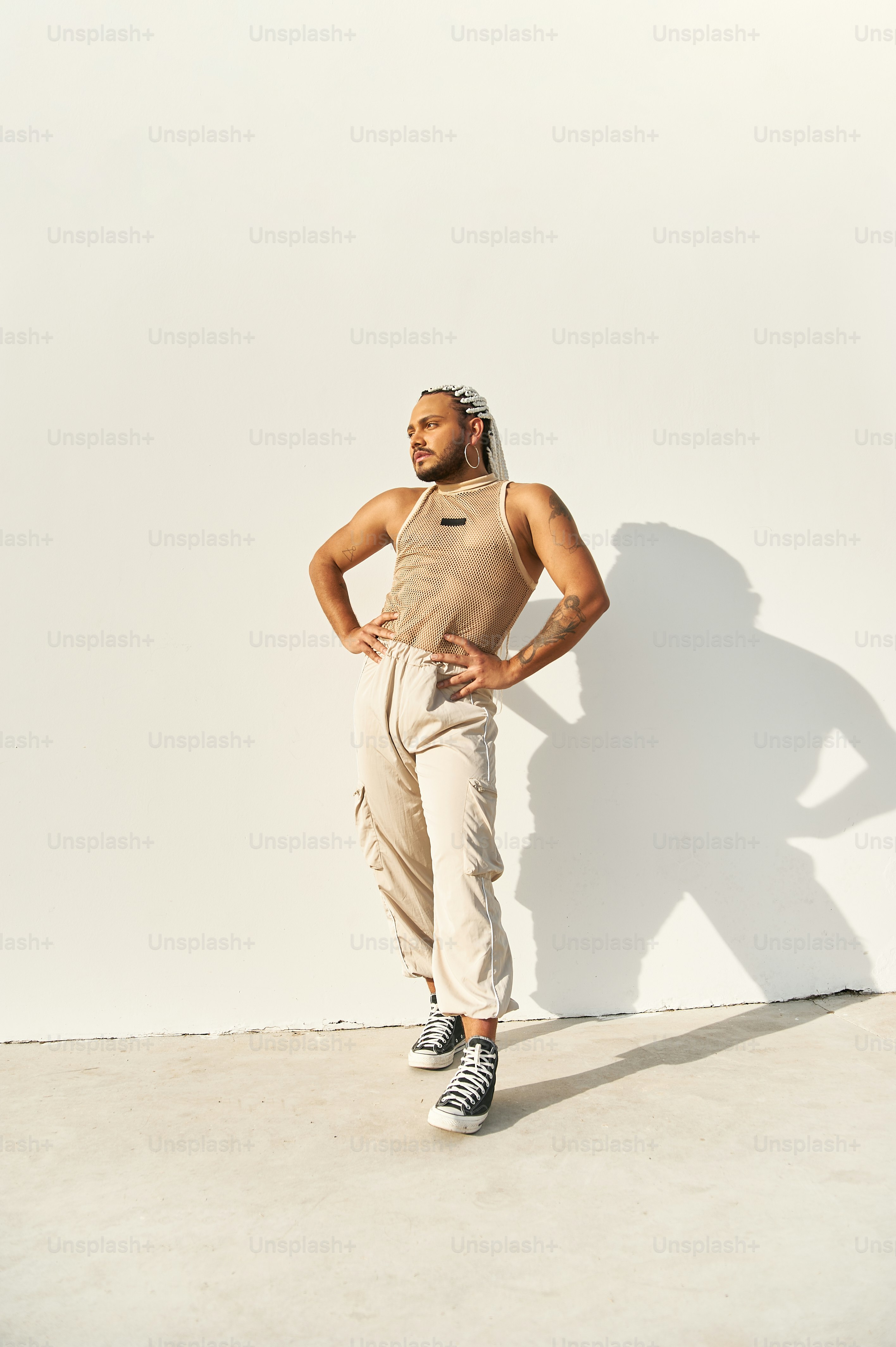 Ombres Humaines Sur Un Mur Photos | Télécharger des images gratuites ...