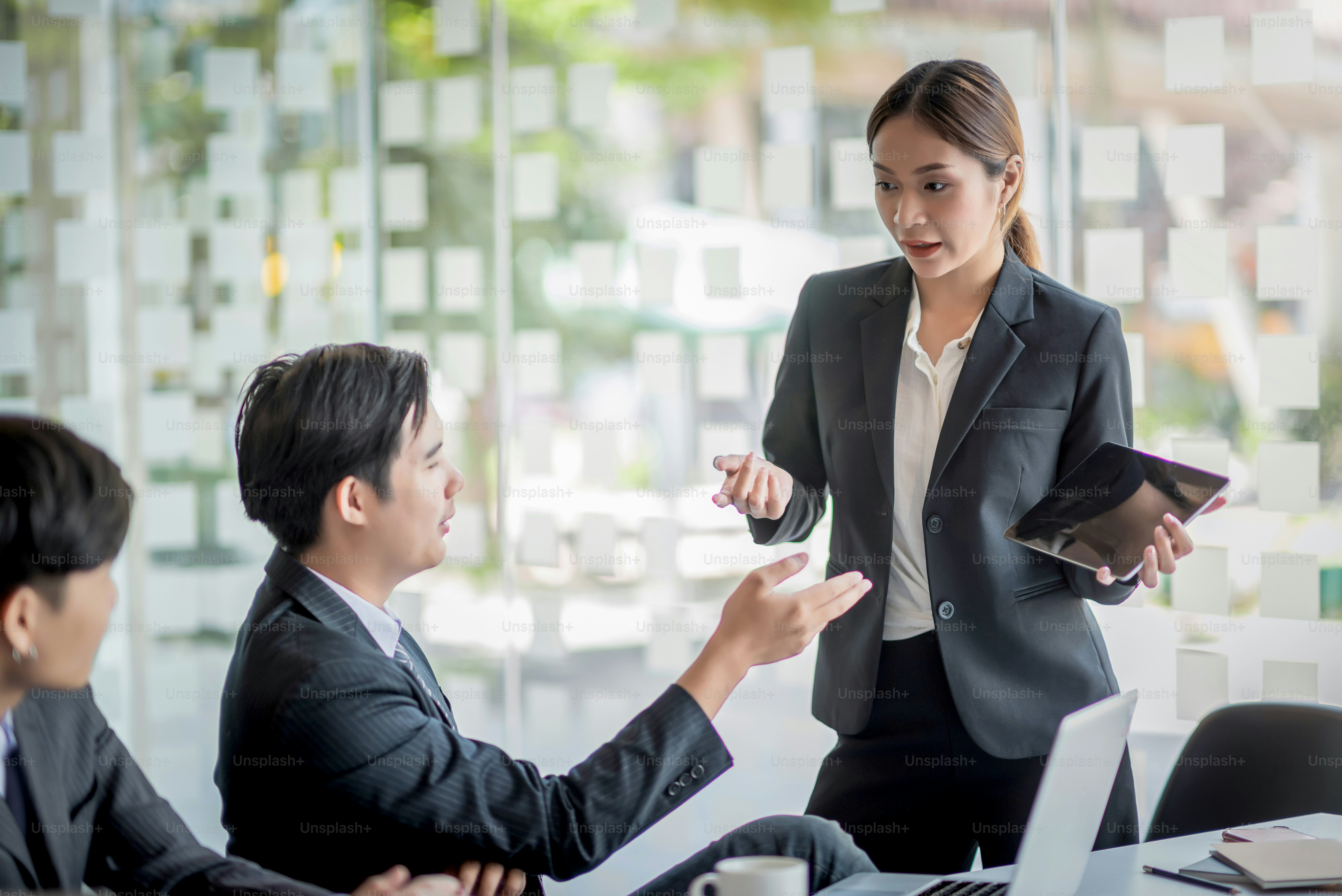 Asian Manager Pictures | Download Free Images on Unsplash