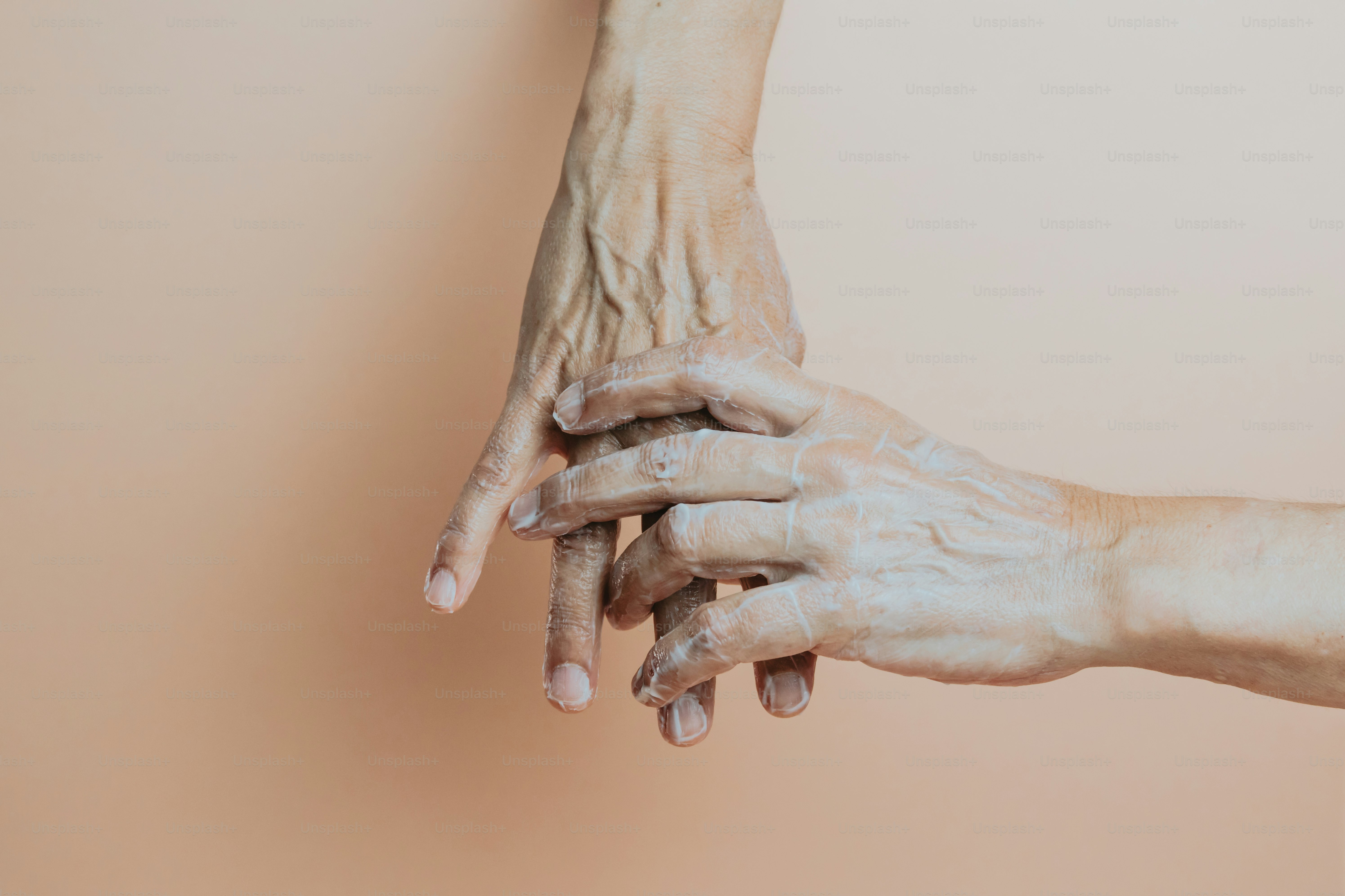 Caring Hands Pictures | Download Free Images on Unsplash