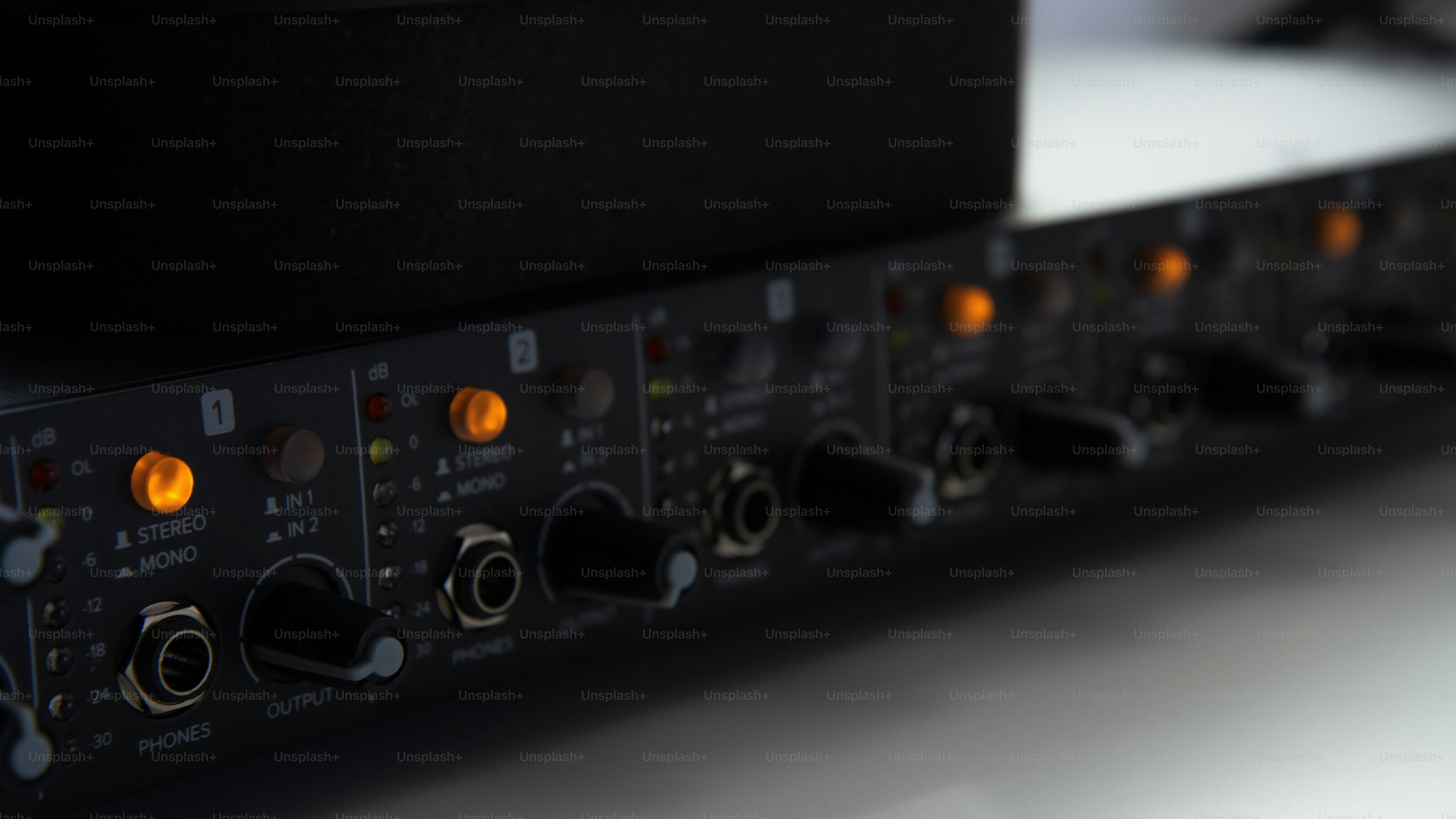 500+ Amplifier Pictures [HD] | Download Free Images on Unsplash